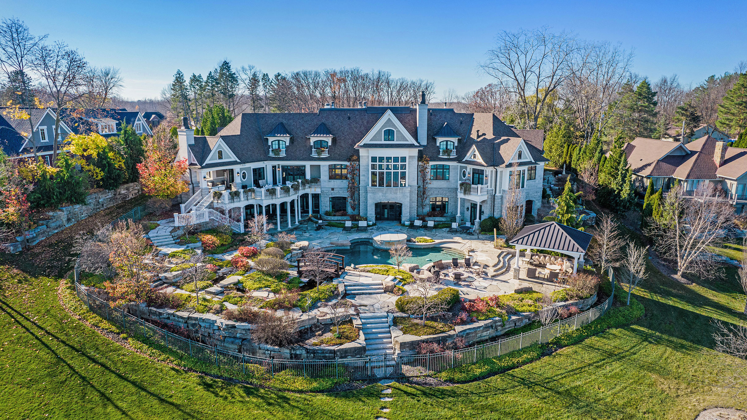 Michigan oasis hits the market at $7.95 million in Fenton Township ...