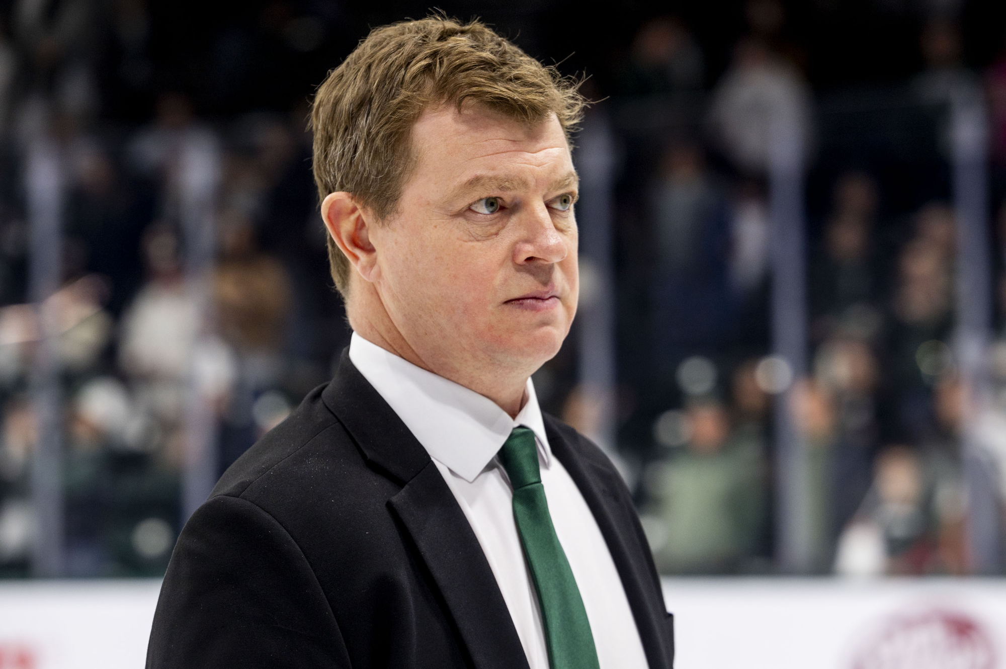 Michigan and Michigan State ice hockey face off for Big Ten ...