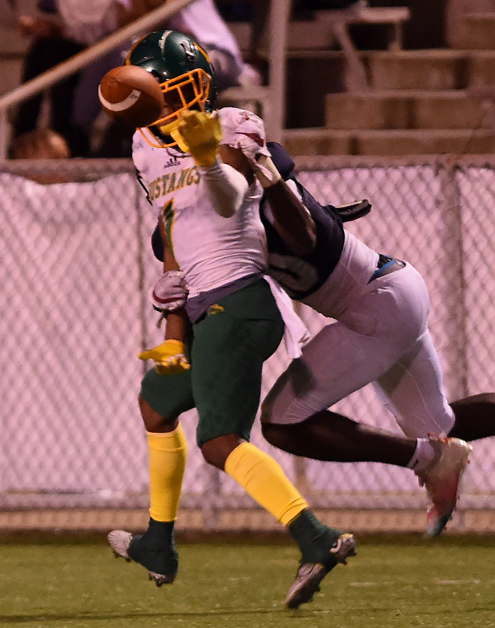 Jackson-Olin vs. Clay-Chalkville football - al.com