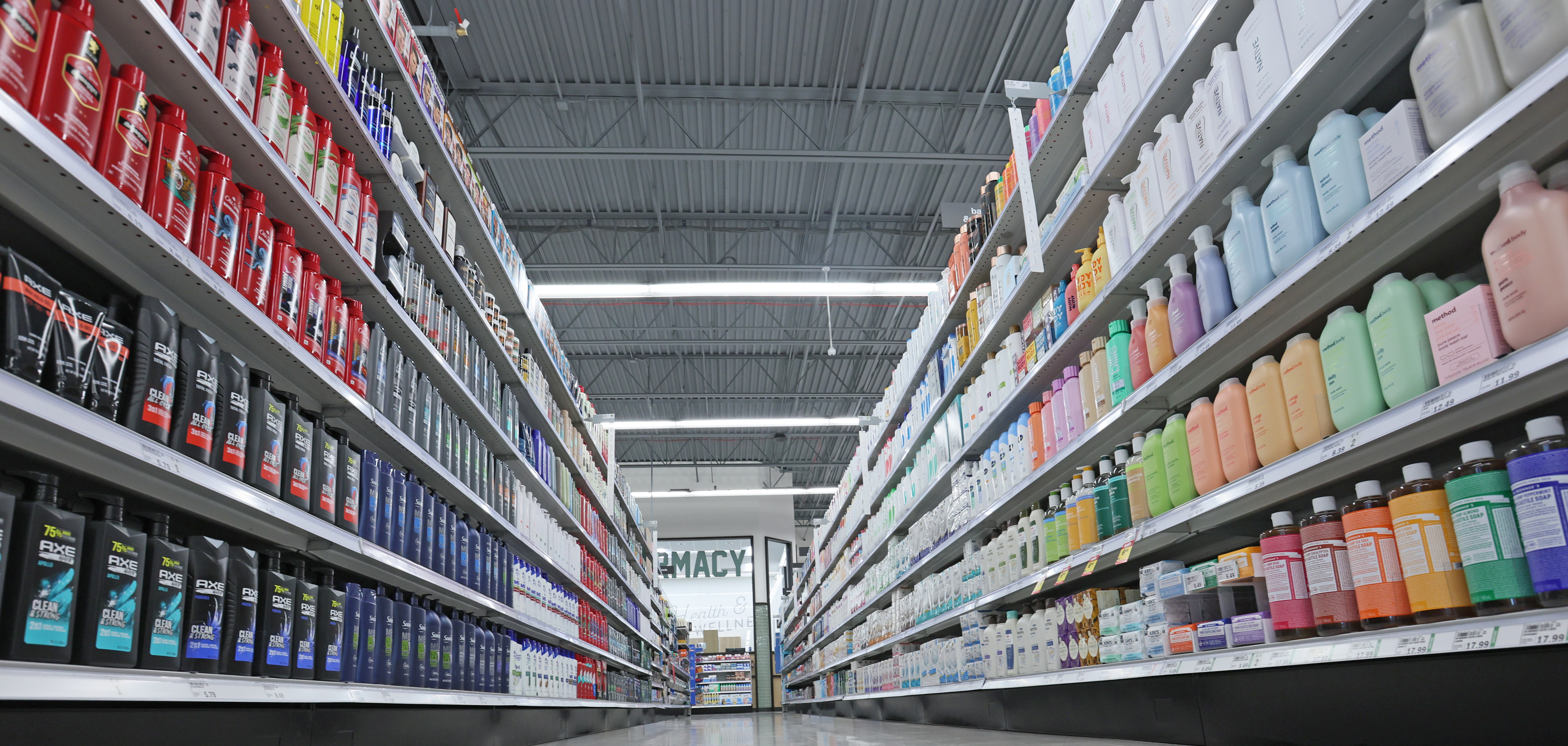 A tour through Meijers new supercenter store in Richmond Heights that ...