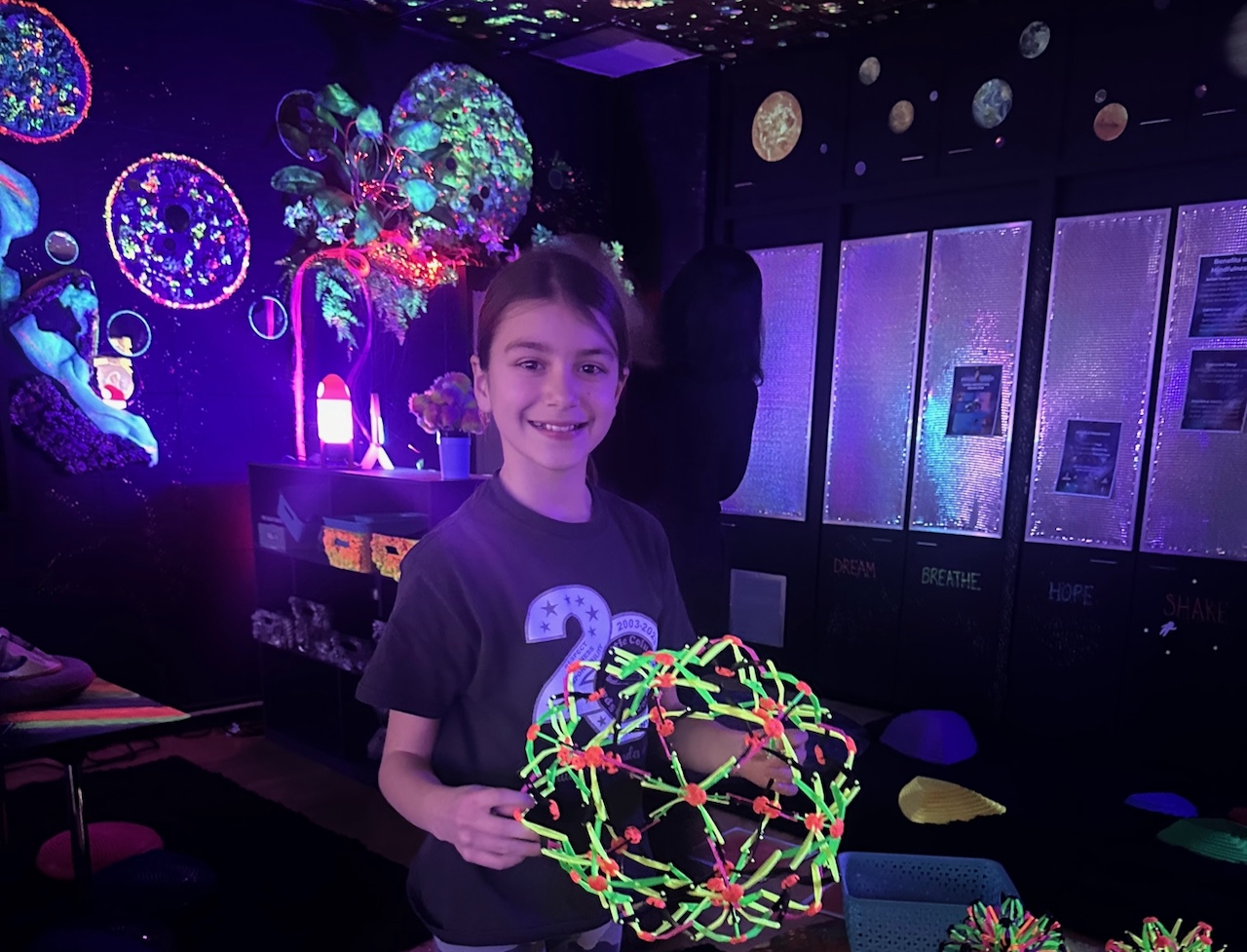 Inside the new space-themed mindfulness room at PS 58 - silive.com