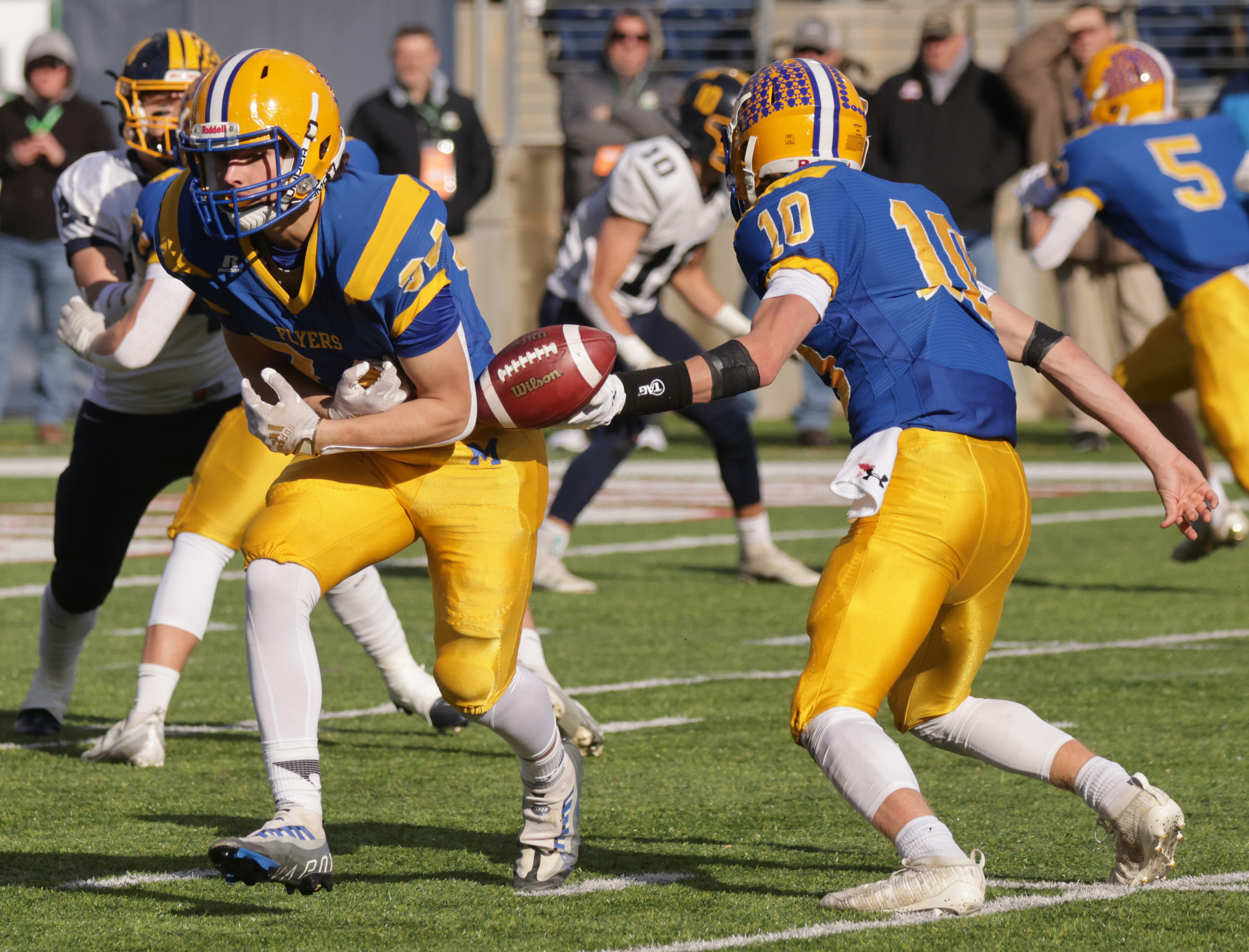 Marion Local vs. Kirtland High School Division VI Football Championship ...