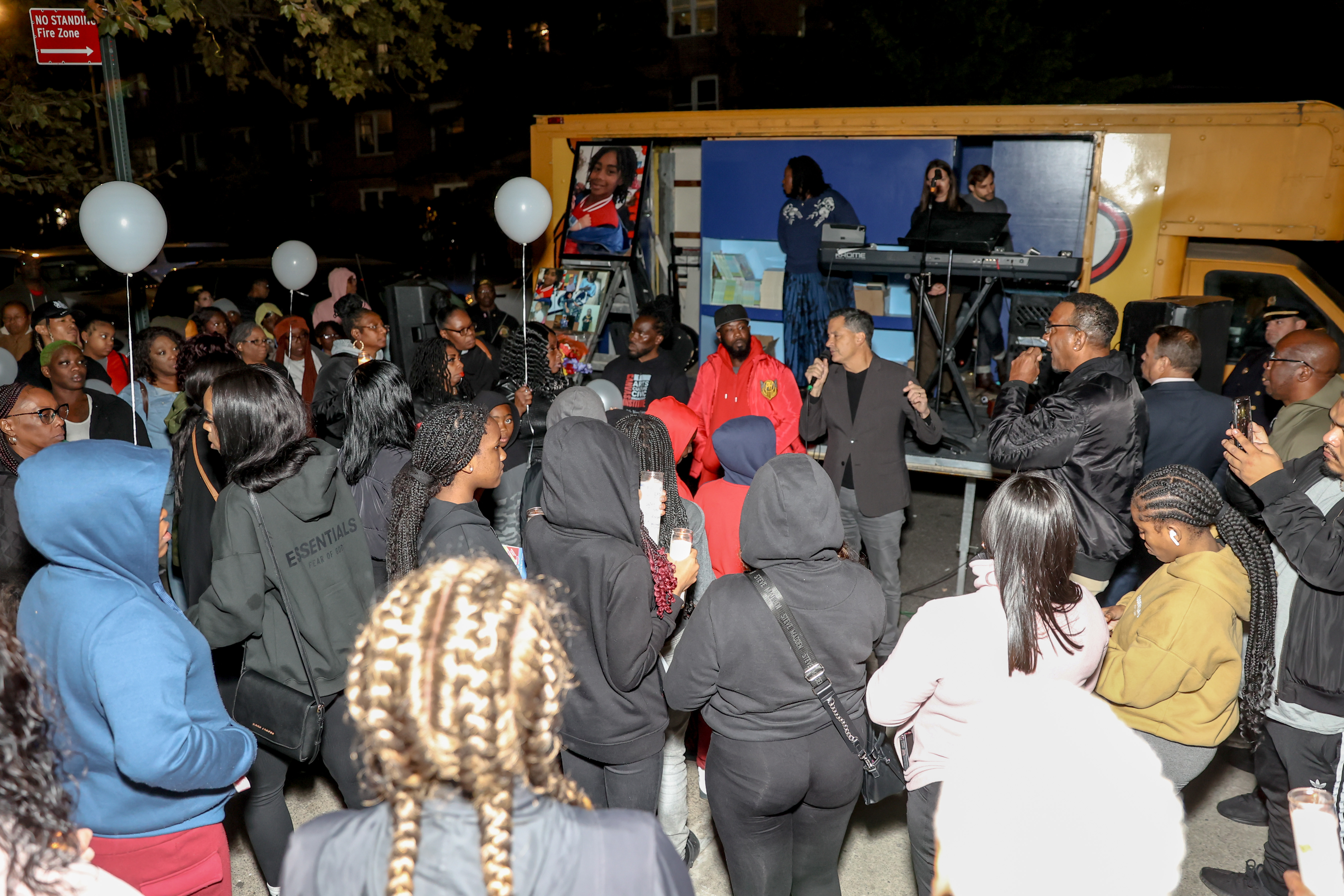 Candlelight vigil held to celebrate life of 13-year-old Staten Island ...