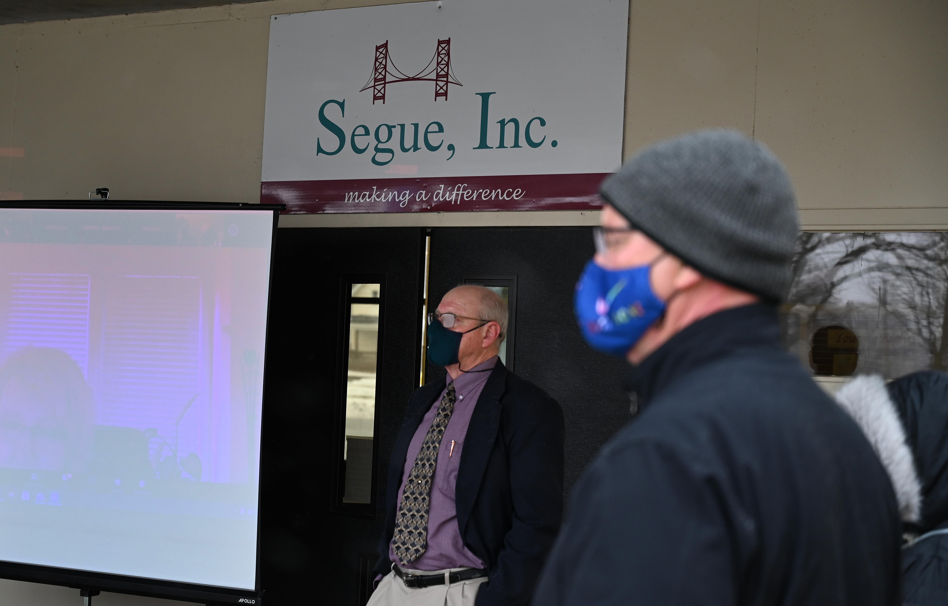 Building renamed at Segue Inc. in honor of Diane Reynolds - mlive.com