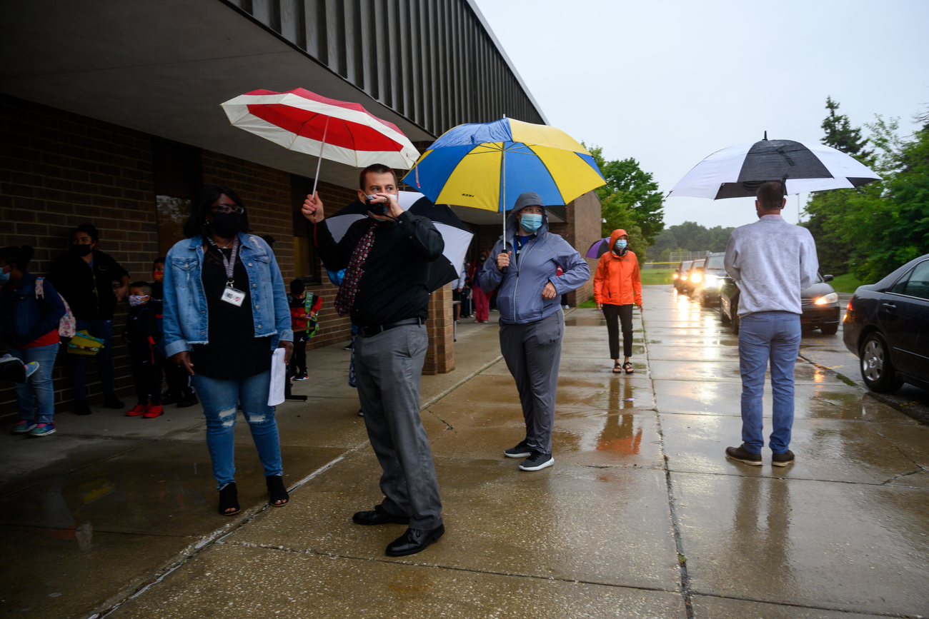 First day of Ypsilanti Community Schools at Estabrook Elementary ...