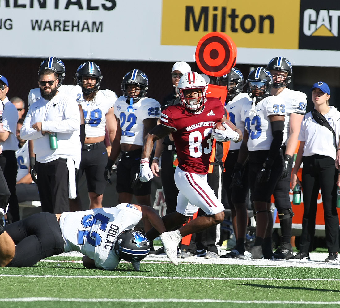 UMass Football vs Buffalo 10/15/22 - masslive.com