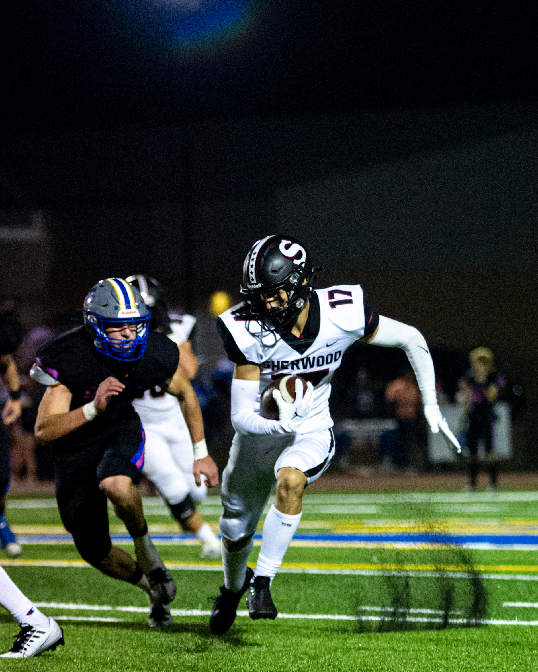 Newberg Tigers vs Sherwood Bowmen football - oregonlive.com