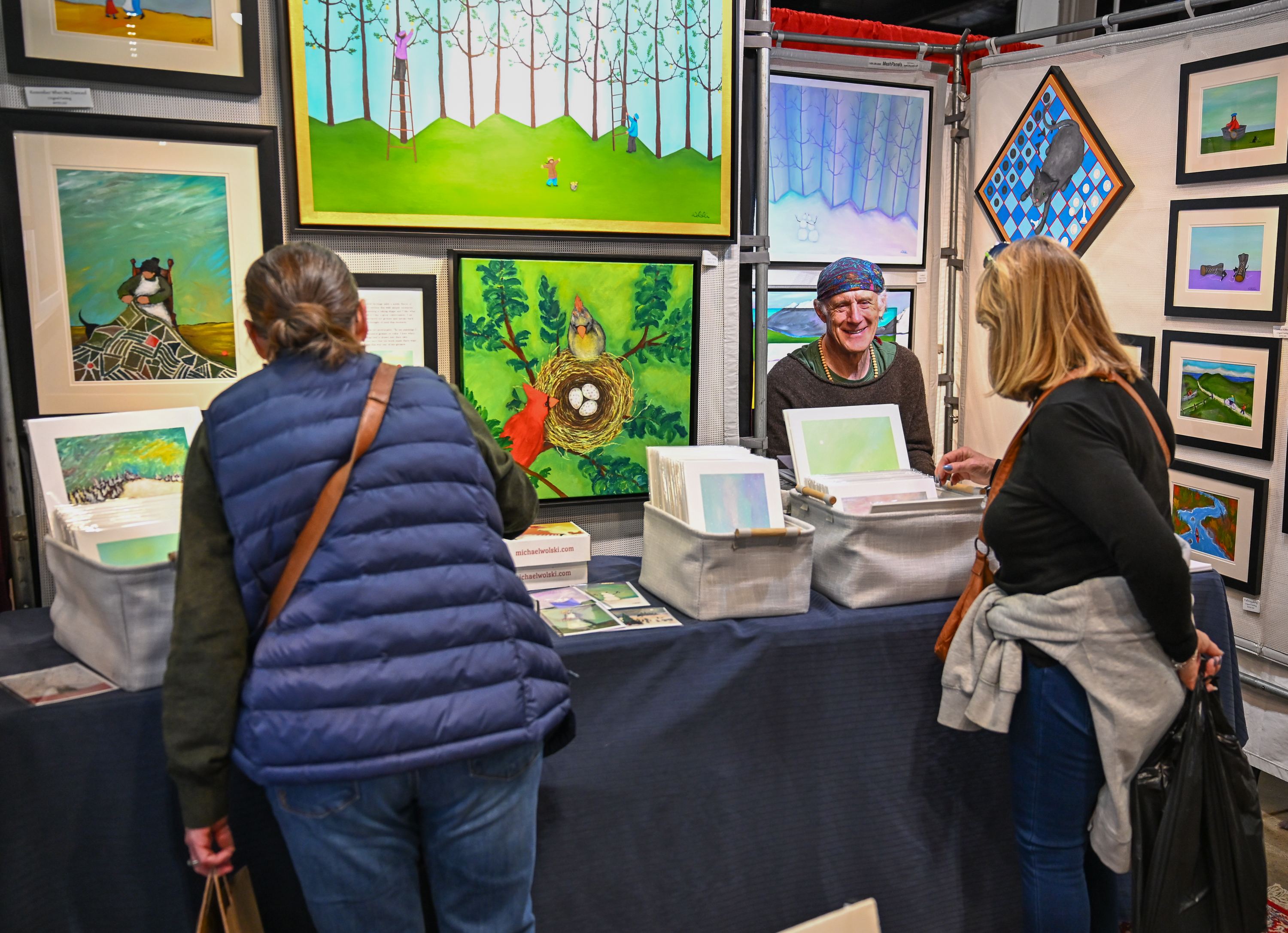 Season’s shopping takes off at Old Deerfield Holiday Sampler - masslive.com