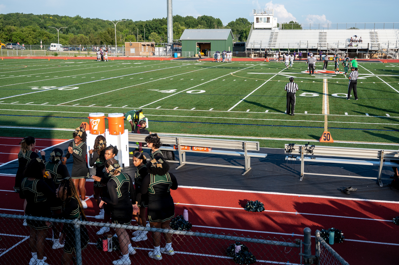 Ann Arbor Huron vs. Detroit Southeastern high school football - mlive.com