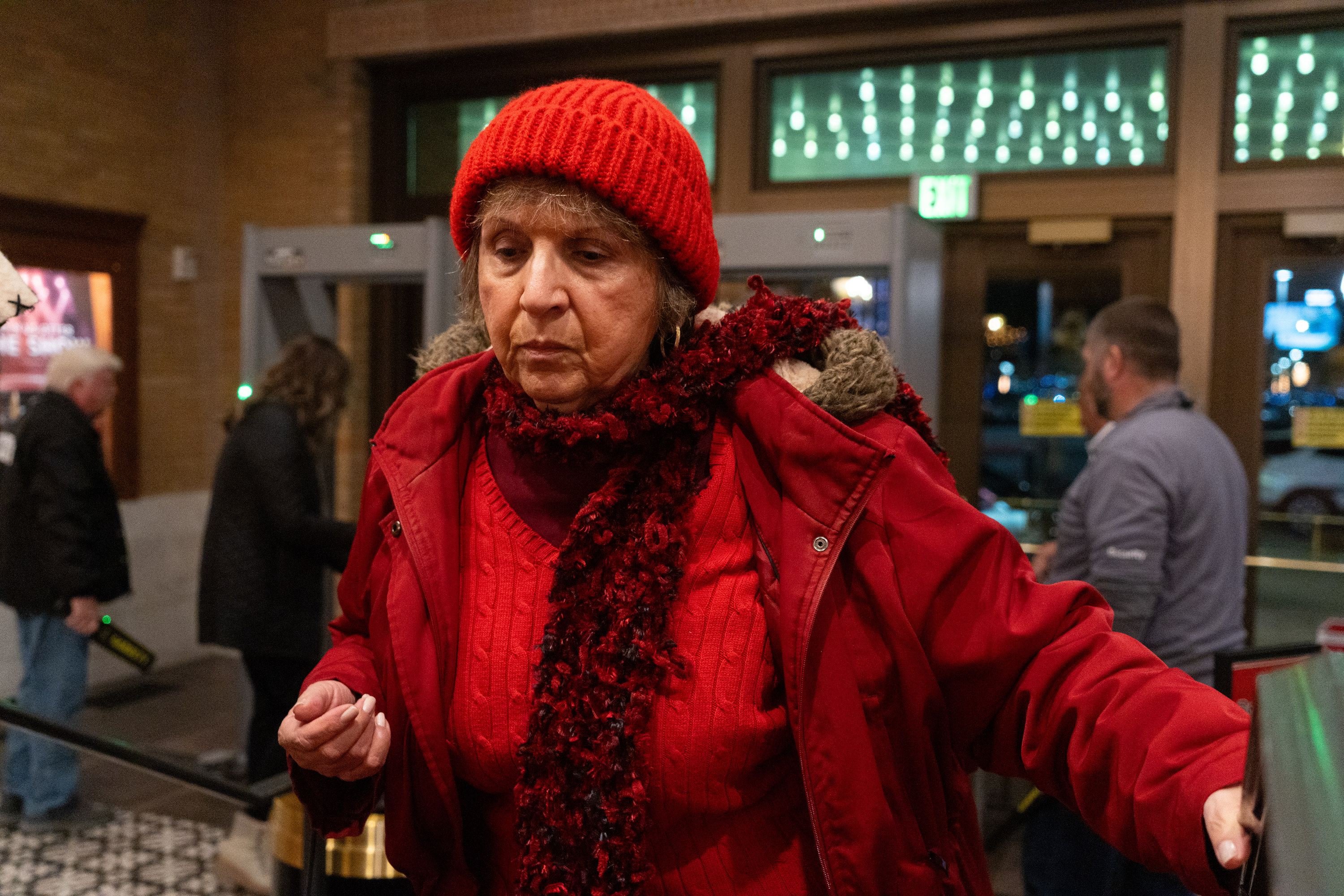 Flint stars walk the red carpet at Capitol Theatre for 'That's Funny ...
