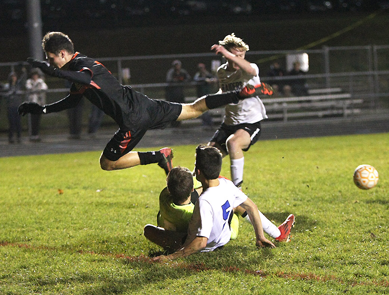 Dover-Sherborn vs Belchertown boys Soccer 11/10/21 - masslive.com