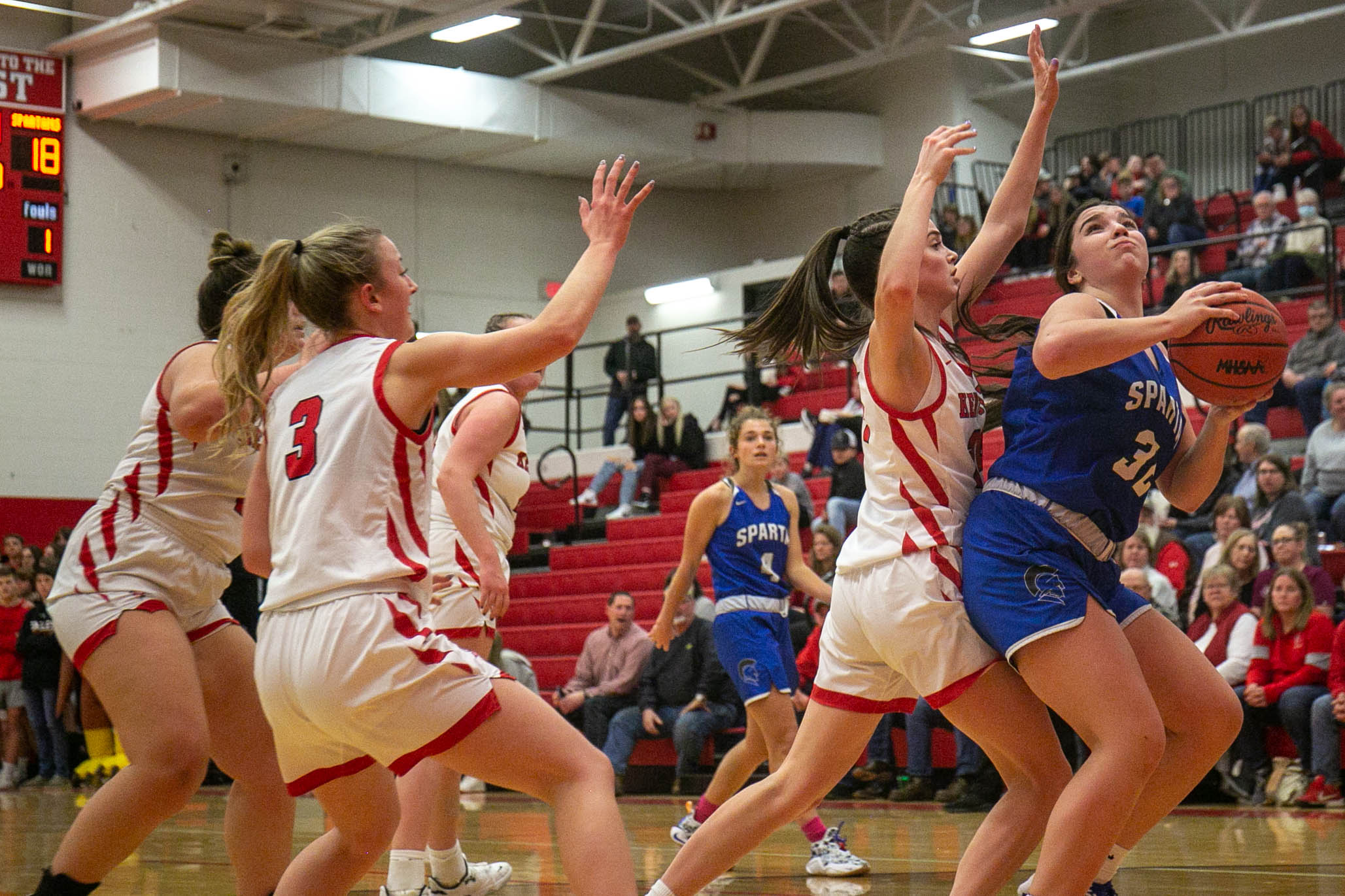 Kent City girls remain undefeated, beat Sparta 43-23 - mlive.com