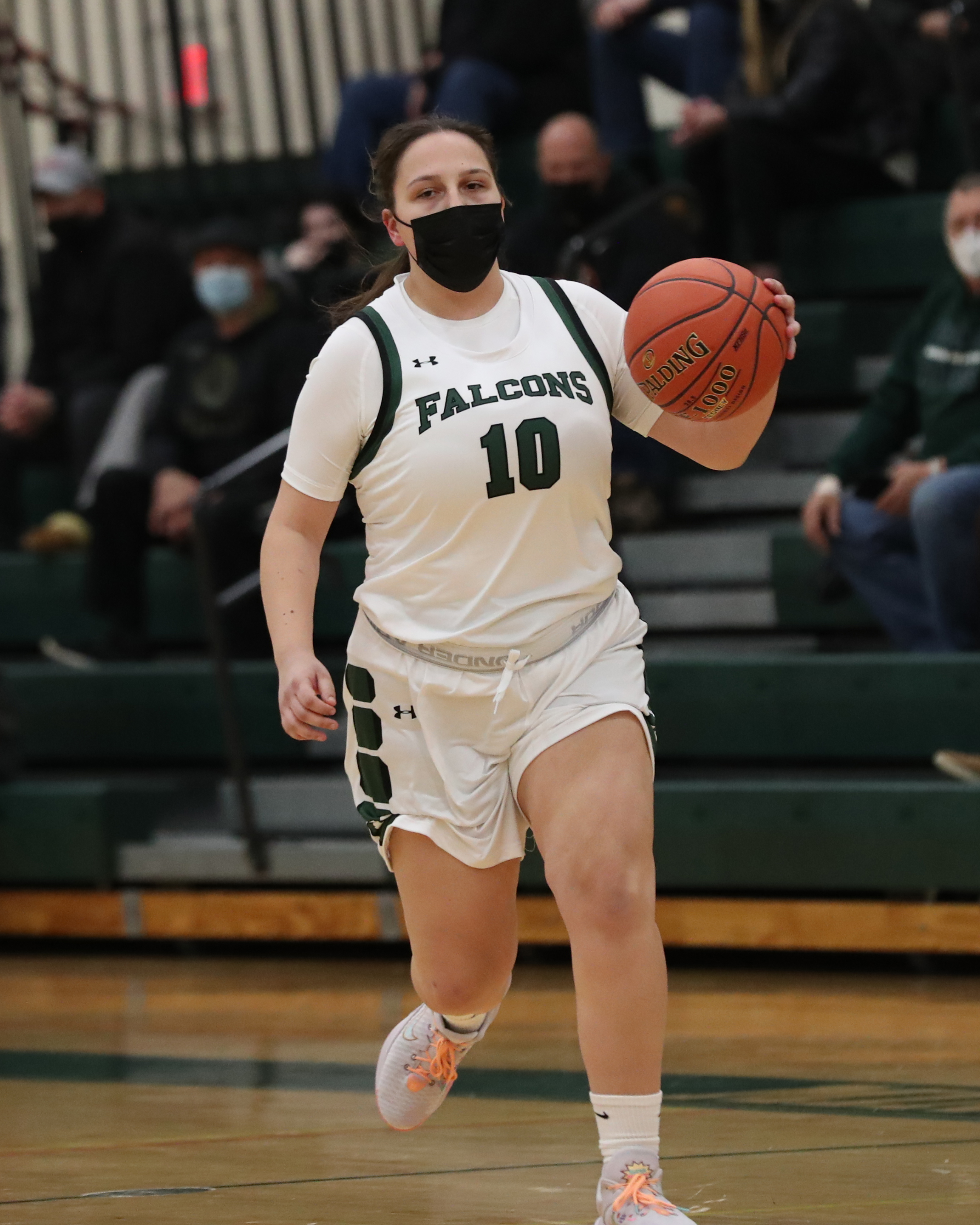 East Longmeadow vs Minnechaug Girls Basketball - masslive.com