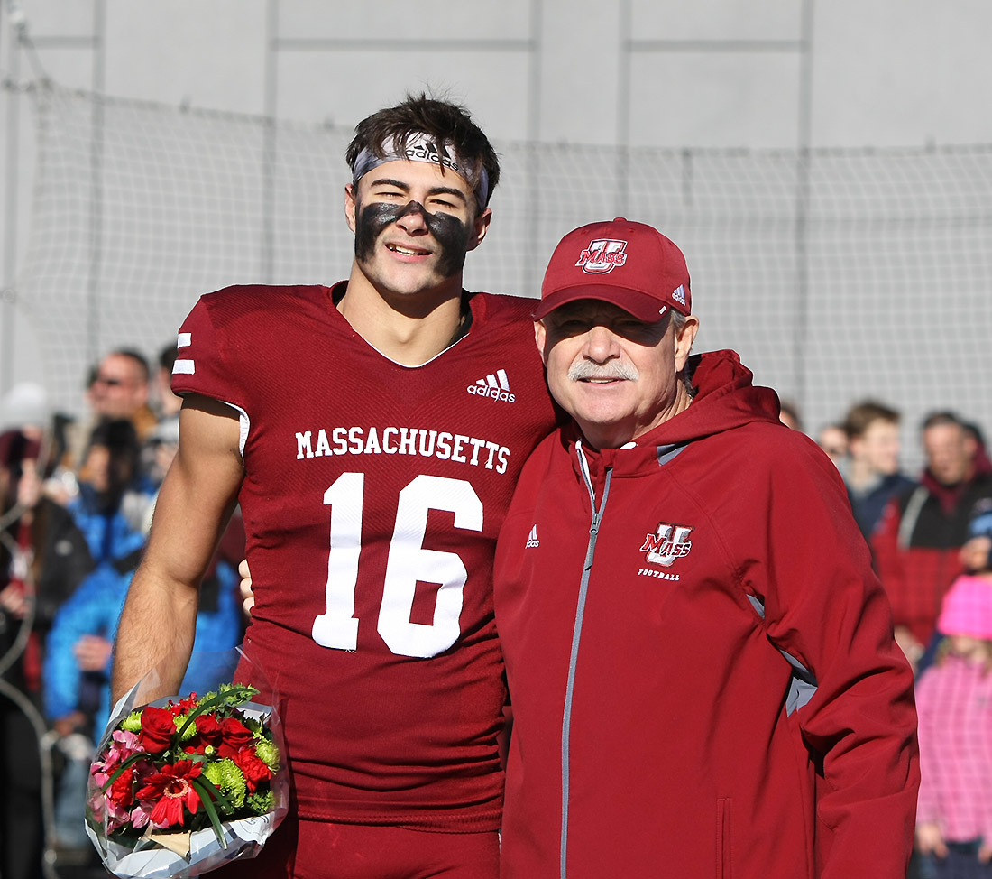 UMass Football vs Army 11/26/22 - masslive.com