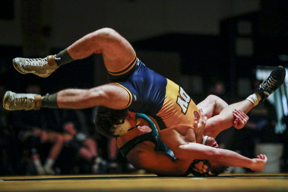 Delaware Valley wrestling hosts Raritan on Jan. 21, 2022 ...