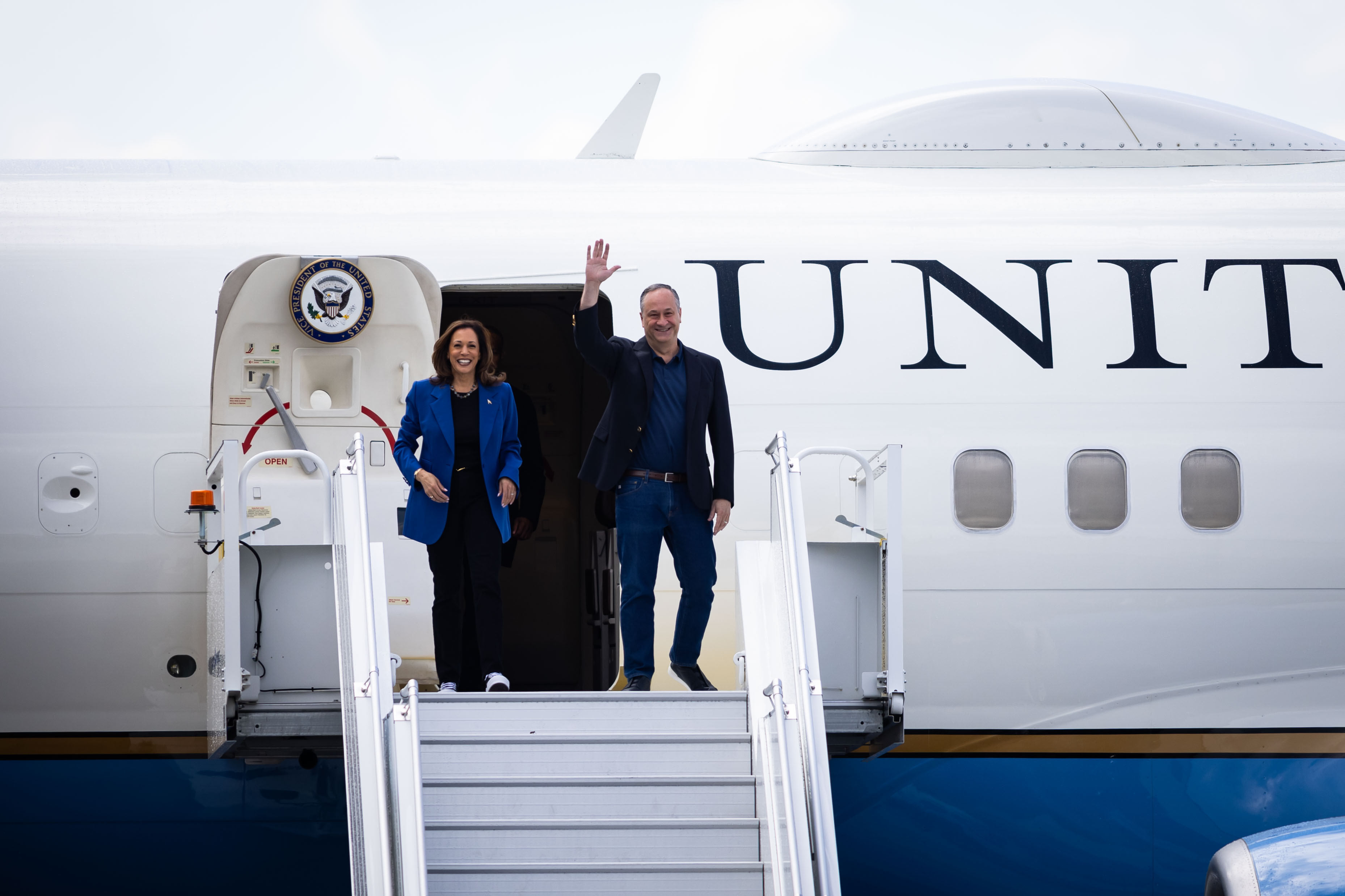 Harris-Walz Campaign in Pittsburgh, PA - pennlive.com