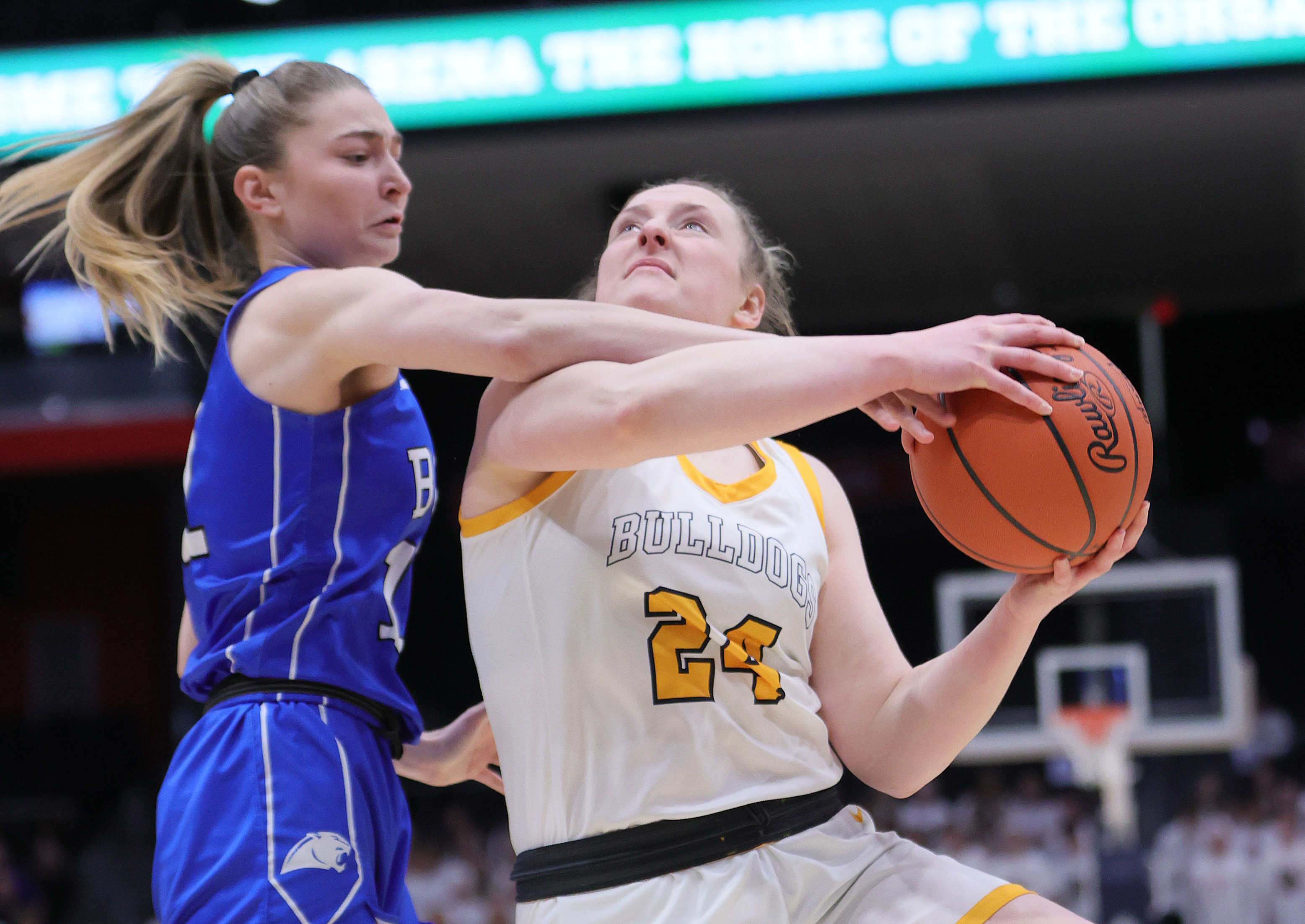 High school girls basketball D1 final: Olmsted Falls vs. Springboro ...