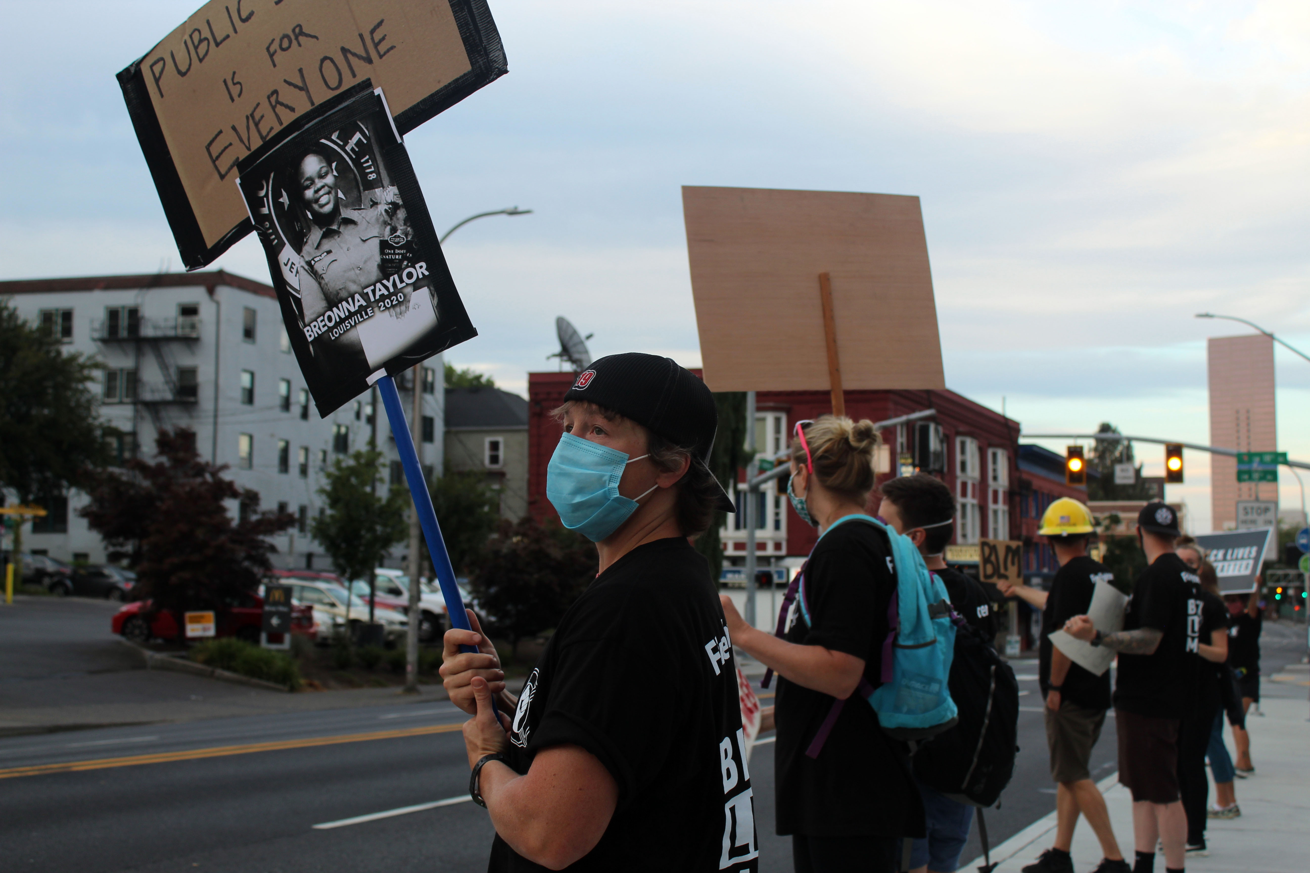 Portland firefighters rally for Black Lives Matter - oregonlive.com
