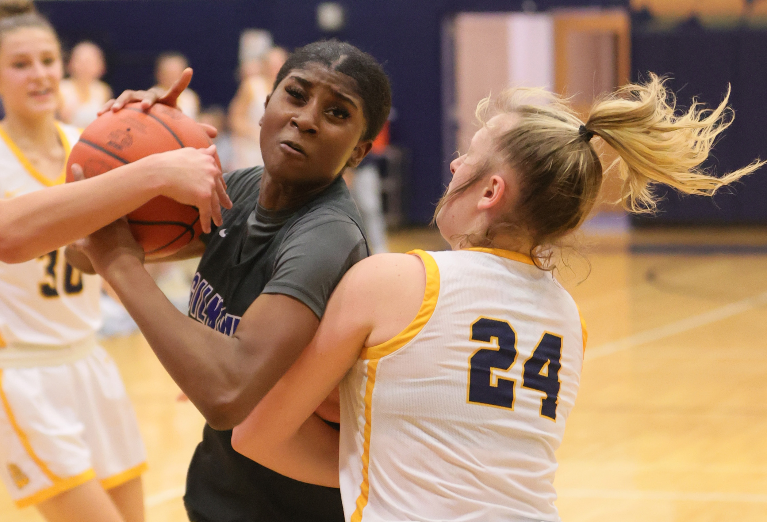 Olmsted Falls vs. Gilmour Academy in girls high school basketball ...