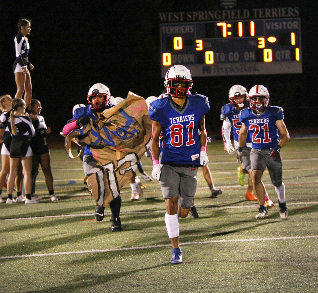 East Longmeadow vs West Side Football 10/7/22 - masslive.com