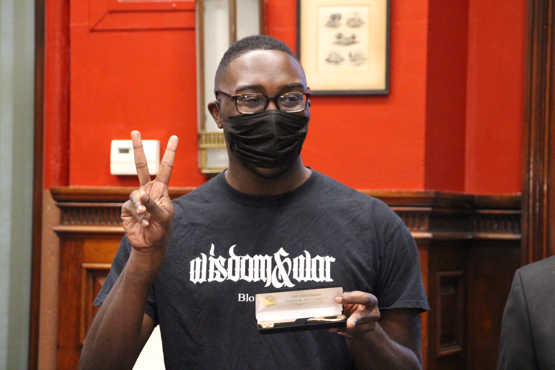 Rapper Joyner Lucas receives key to Worcester - masslive.com