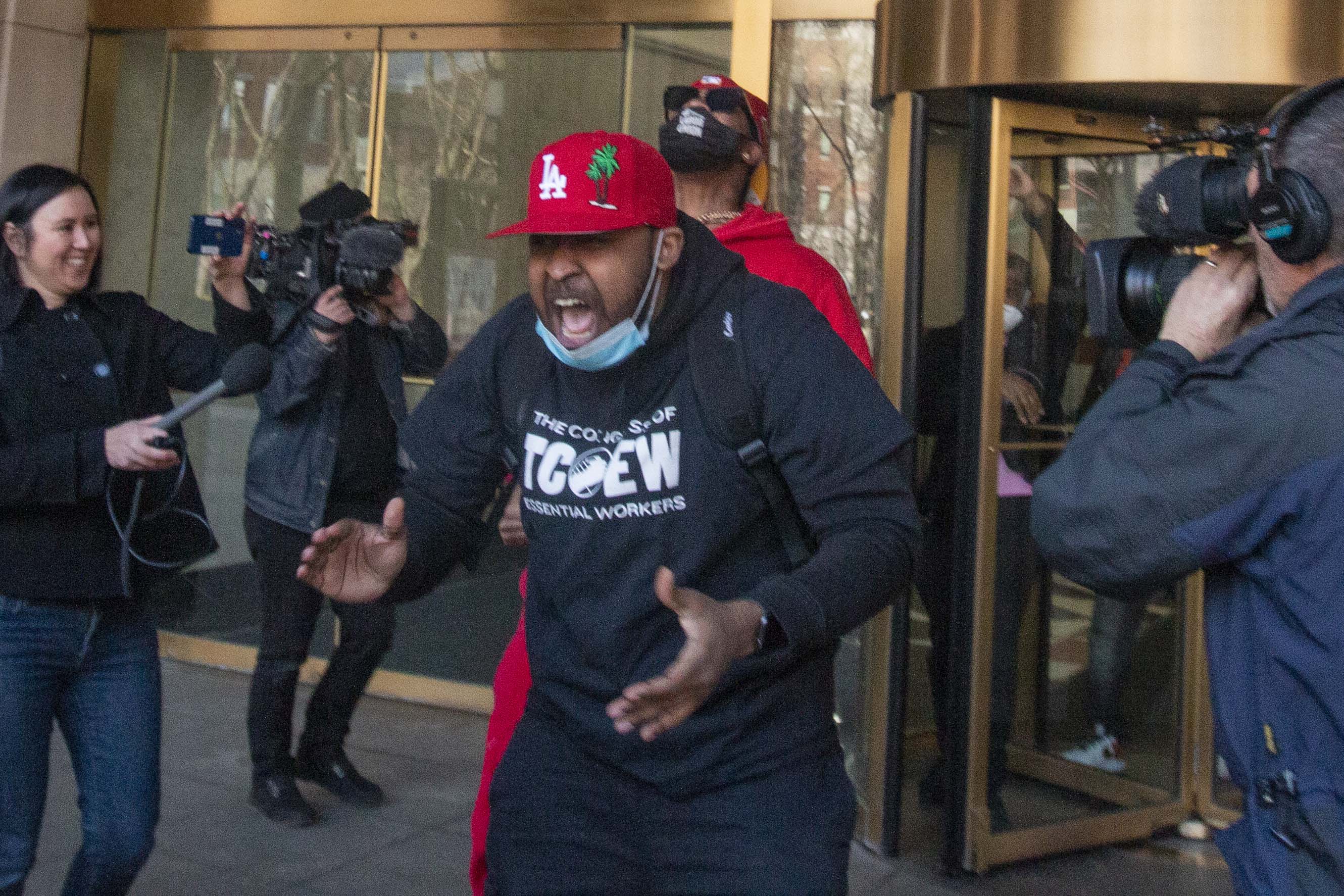 Amazon organizers celebrate union vote victory - silive.com