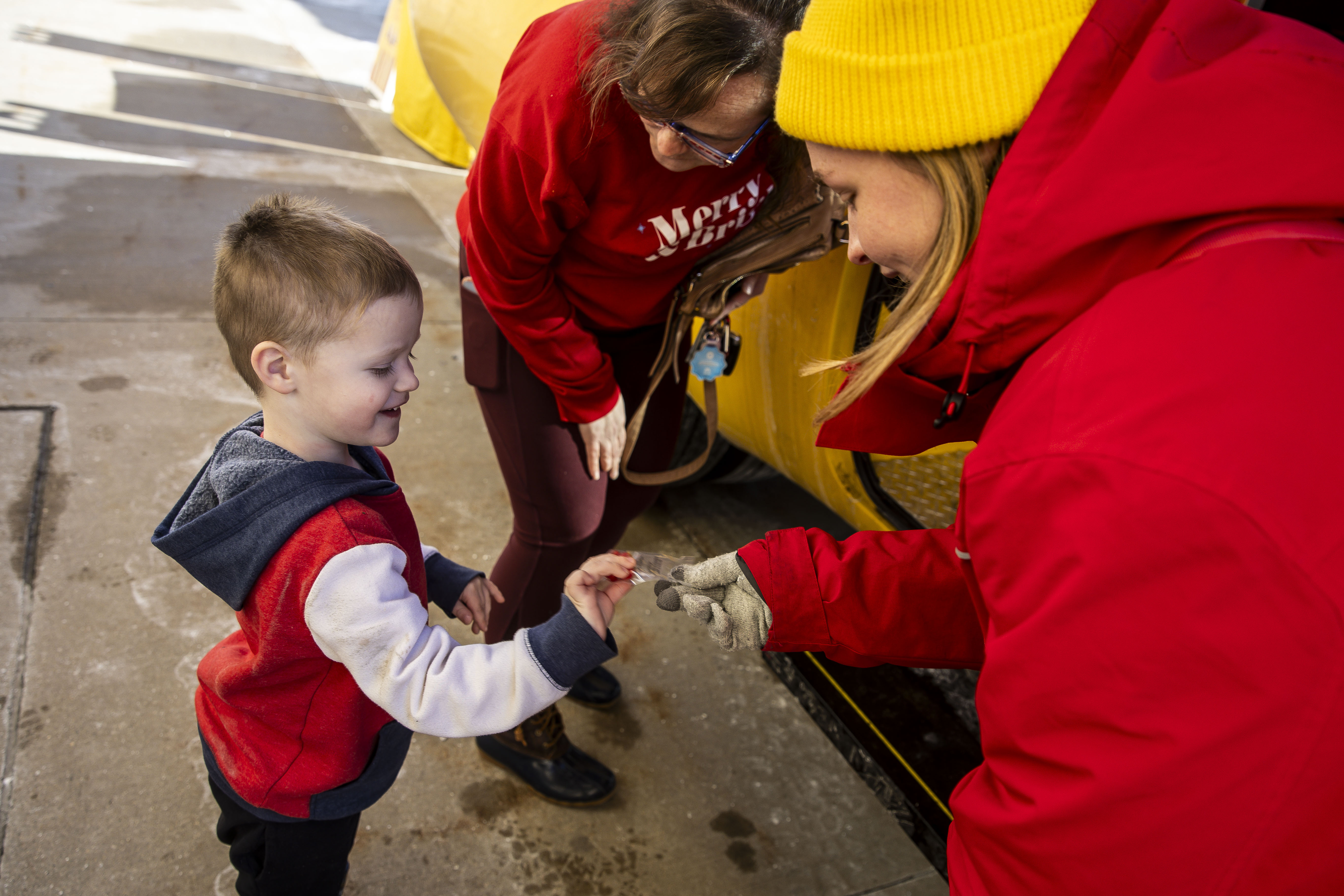 Oscar Mayer Wienermobile ‘meats up’ with relishing West Michigan hot ...