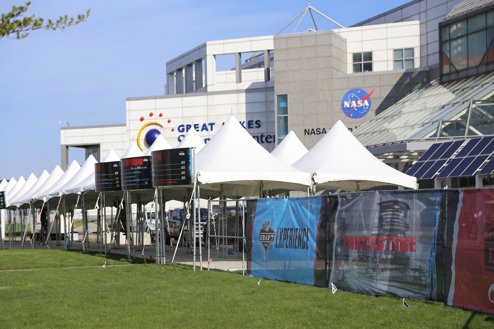 NFL Draft Experience setup continues in downtown Cleveland - cleveland.com