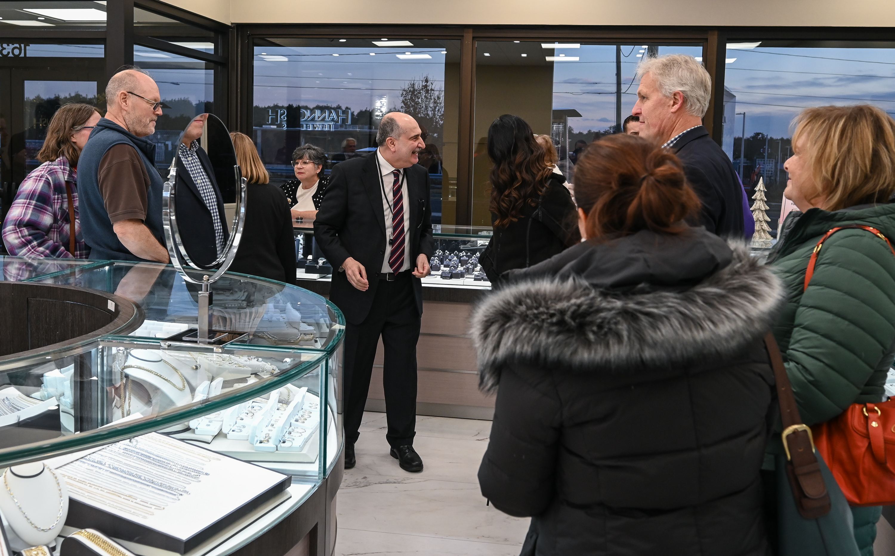 Hannoush Jewelers celebrates Grand Opening of new store on Boston Road ...