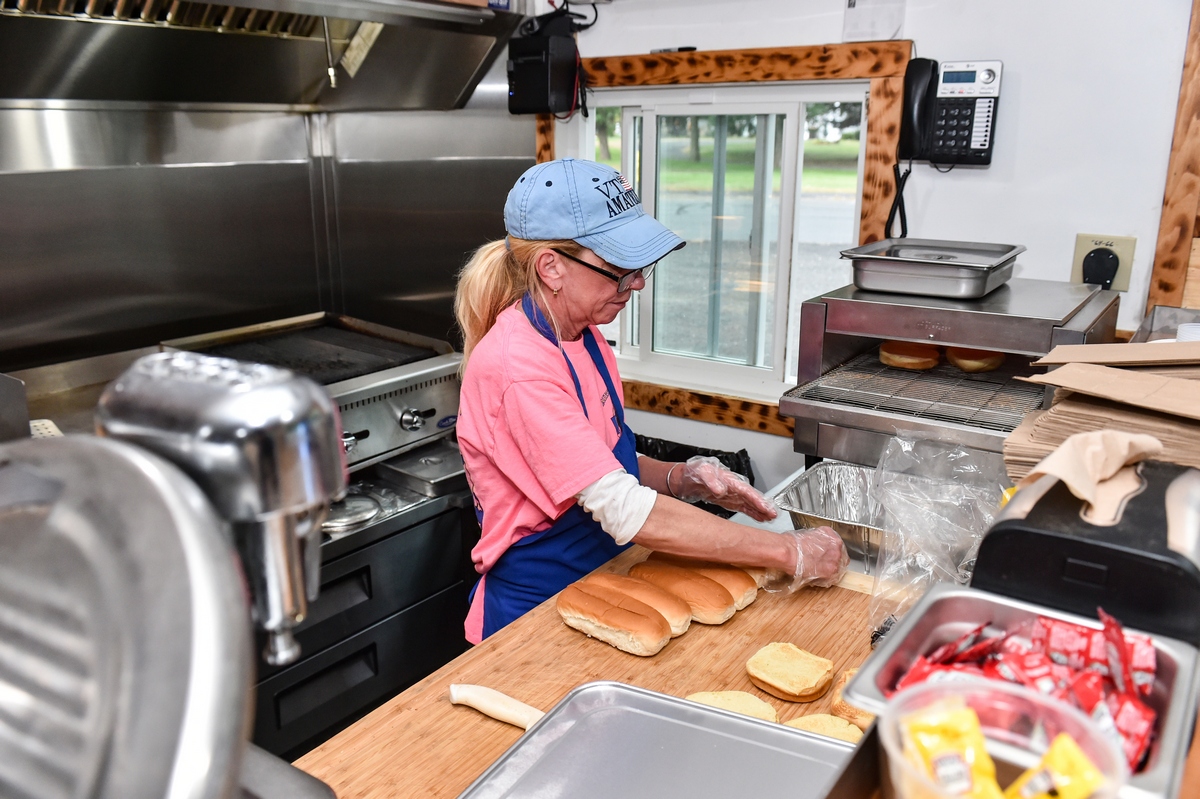 Autumn Mist Farm opens new restaurant and meat store - masslive.com