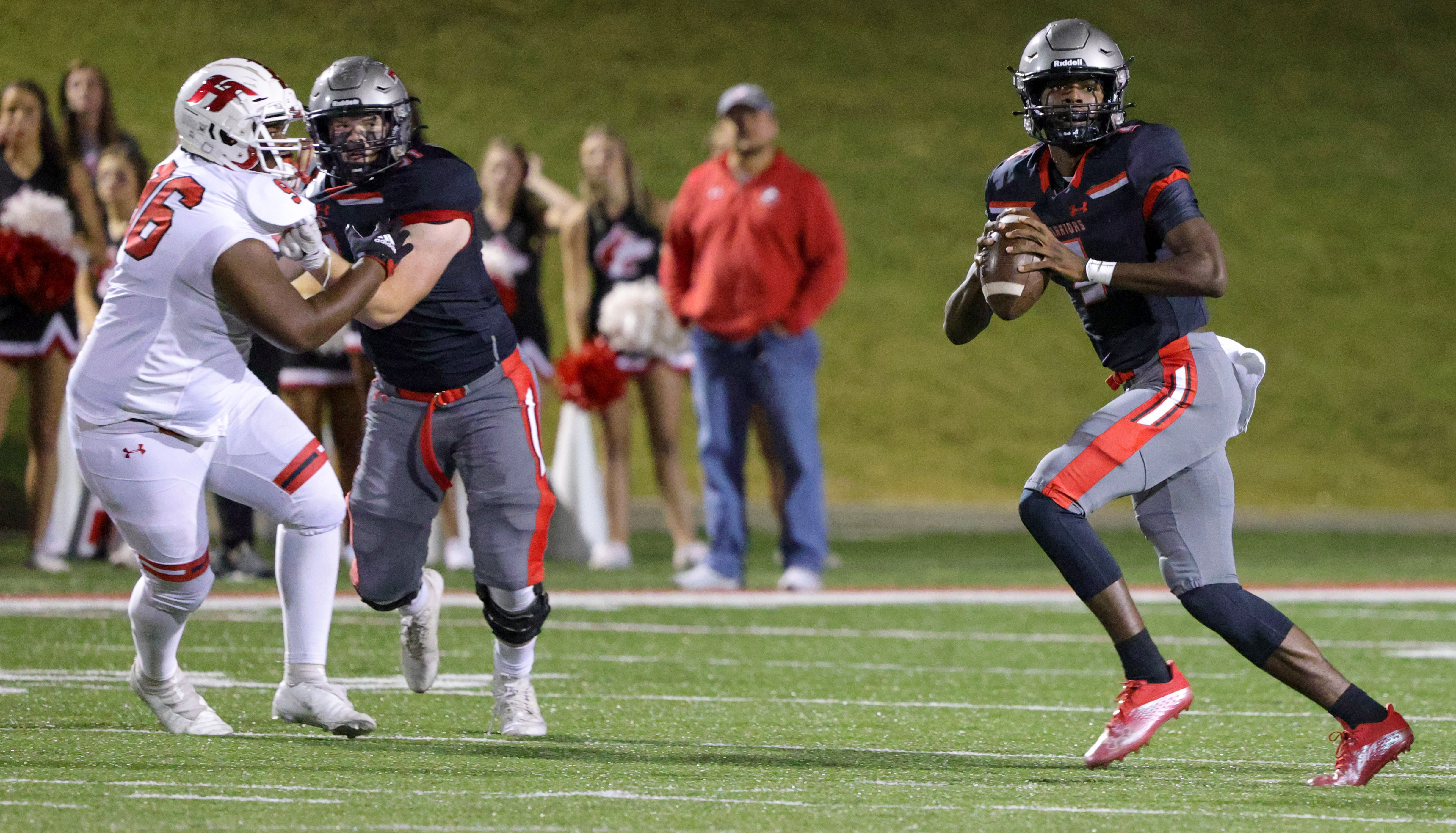 Hewitt-Trussville at Thompson Football - al.com