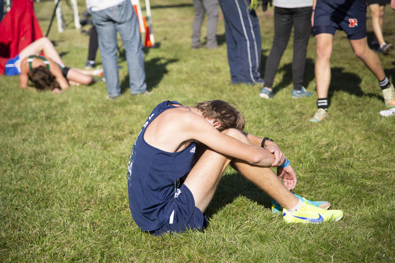 Division 2 boys race at 2021 MHSAA Cross Country championships - mlive.com
