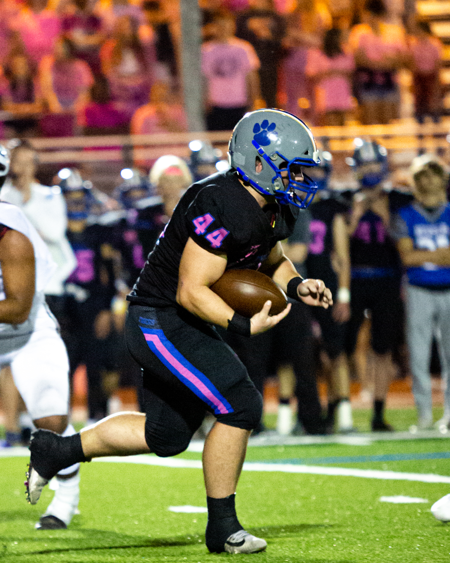 Newberg Tigers vs Sherwood Bowmen football - oregonlive.com