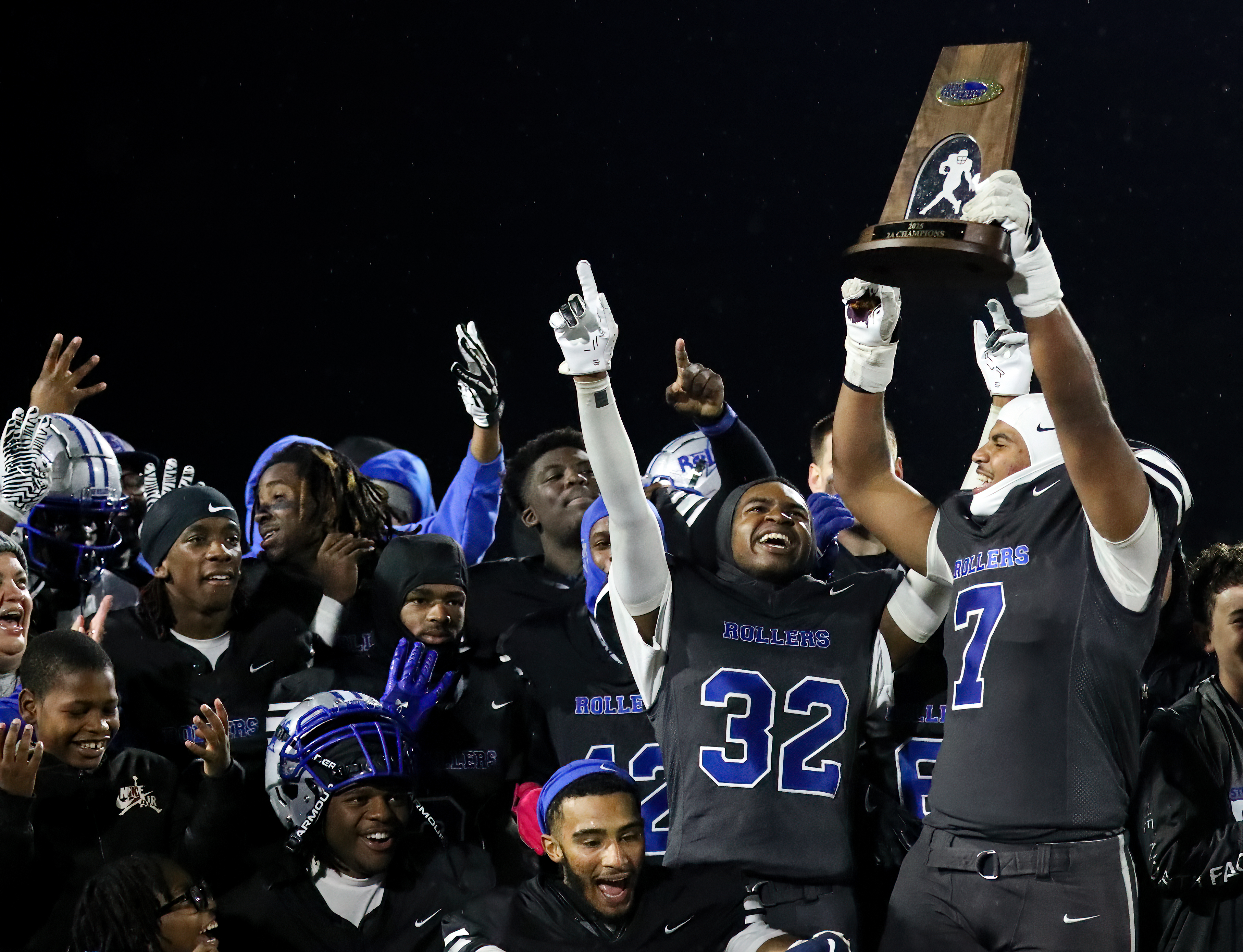 Halifax vs. Steel-High in District 3 2A final of football championships ...