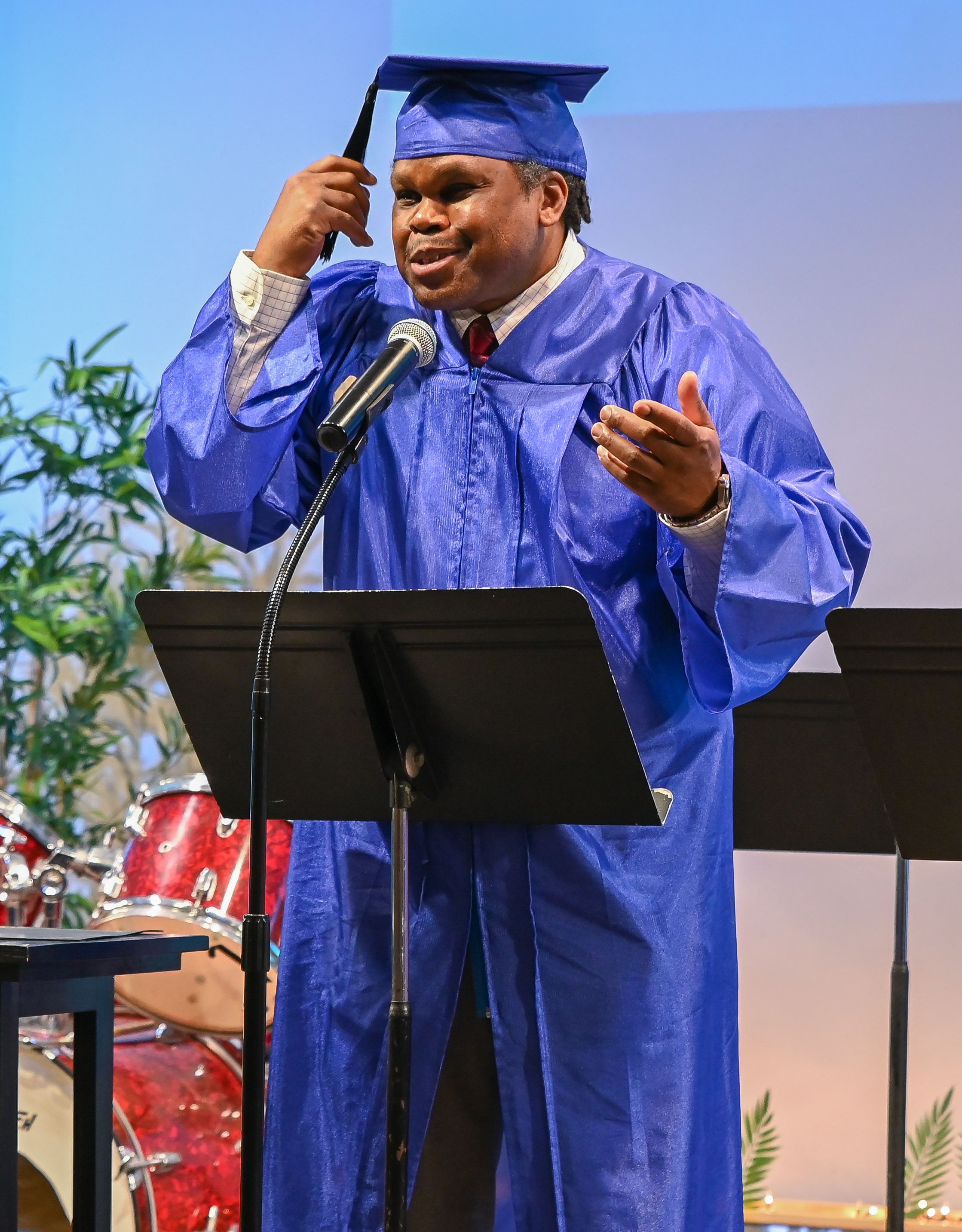 Rehabilitated graduates honored at Springfield Rescue Mission ceremony ...