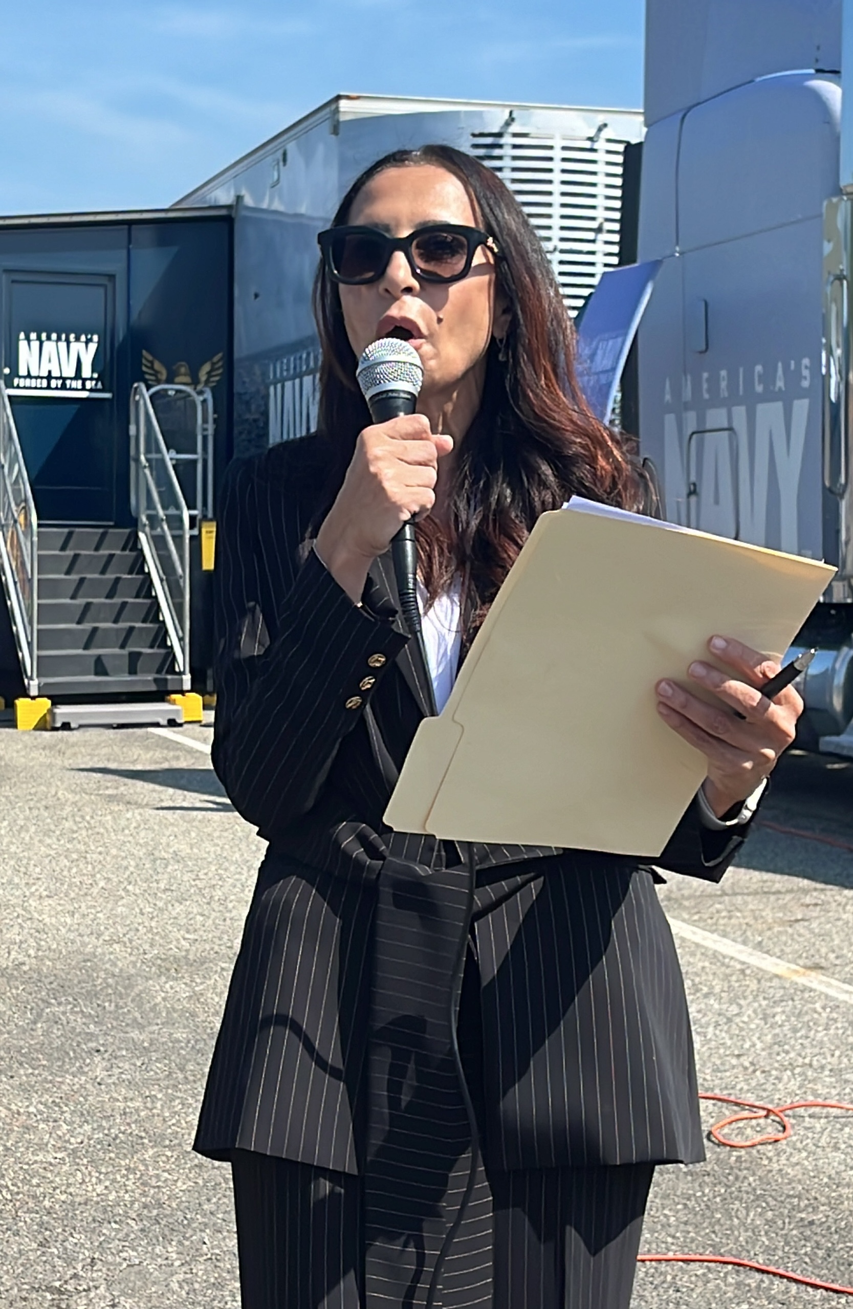 Mt. Loretto hosts the Navy with live demo - silive.com