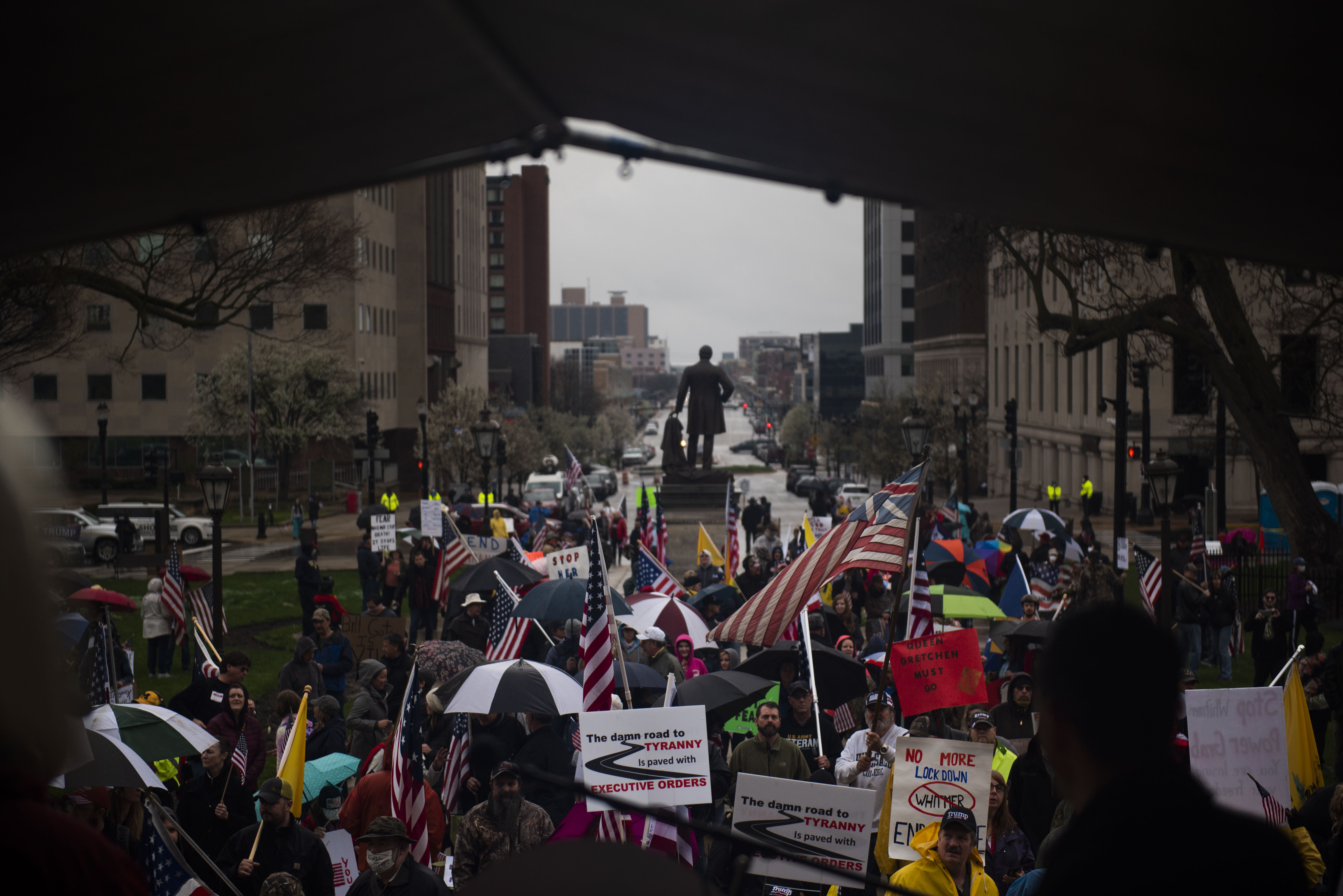 Protesters congregate at Michigan Capitol in rally against stay-home ...