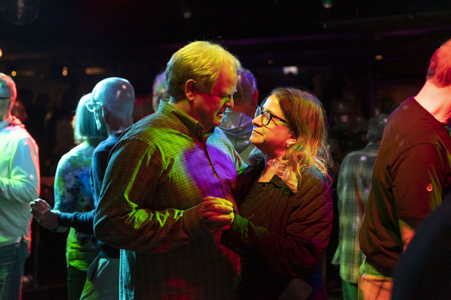 'Geezer Happy Hour' brings hundreds of people to LIVE NIGHTCLUB for ...
