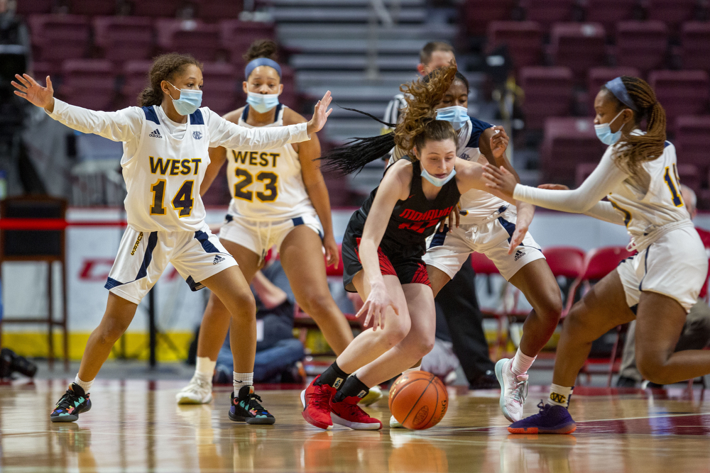 West Catholic wins 2021 PIAA Class 3A Girls' basketball championship ...