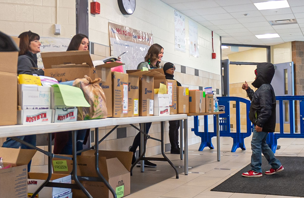 Food distribution begins at Syracuse schools - syracuse.com