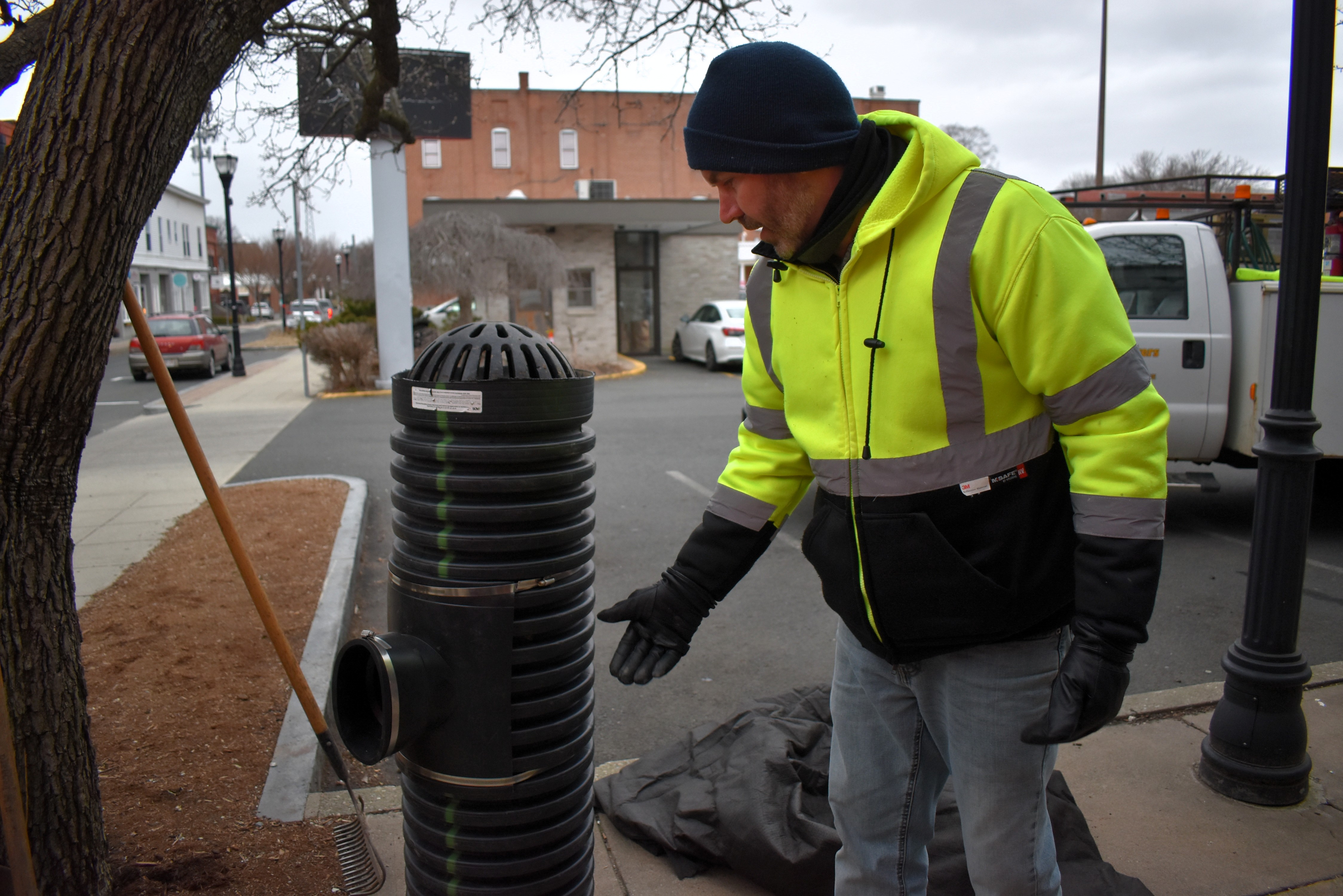 Westfield DPW installs rain garden on School St. with WTA and ...