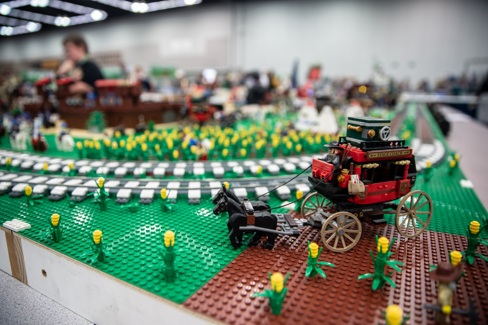 Bricks Cascade LEGO Fan Expo at the Oregon Convention Center May 13-14 ...