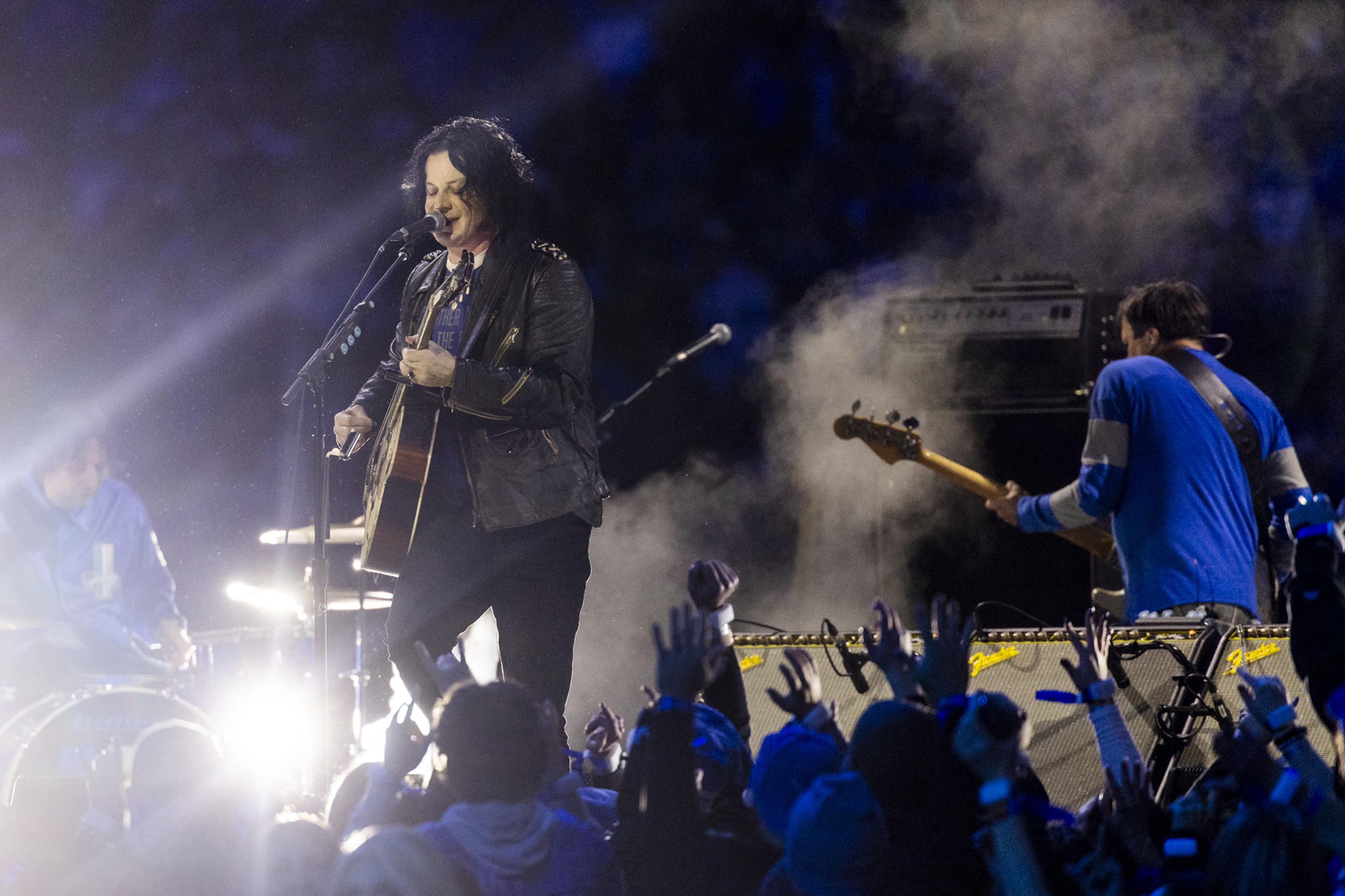 Eminem surprises as Jack White performs at Detroit Lions halftime show ...