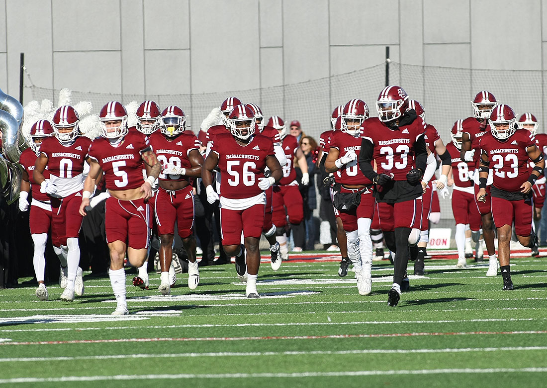 UMass Football vs Army 11/26/22 - masslive.com