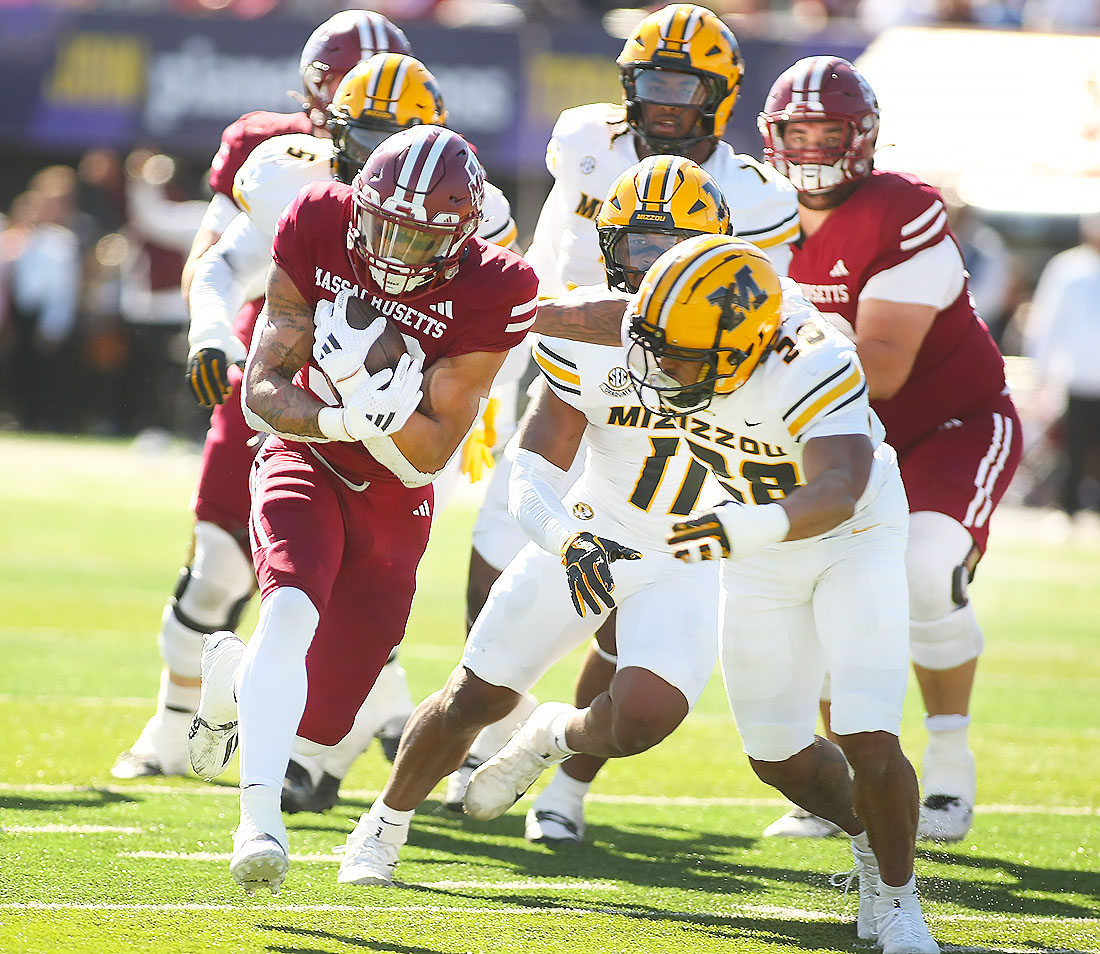 UMass Football vs Missouri 10/12/24 - masslive.com