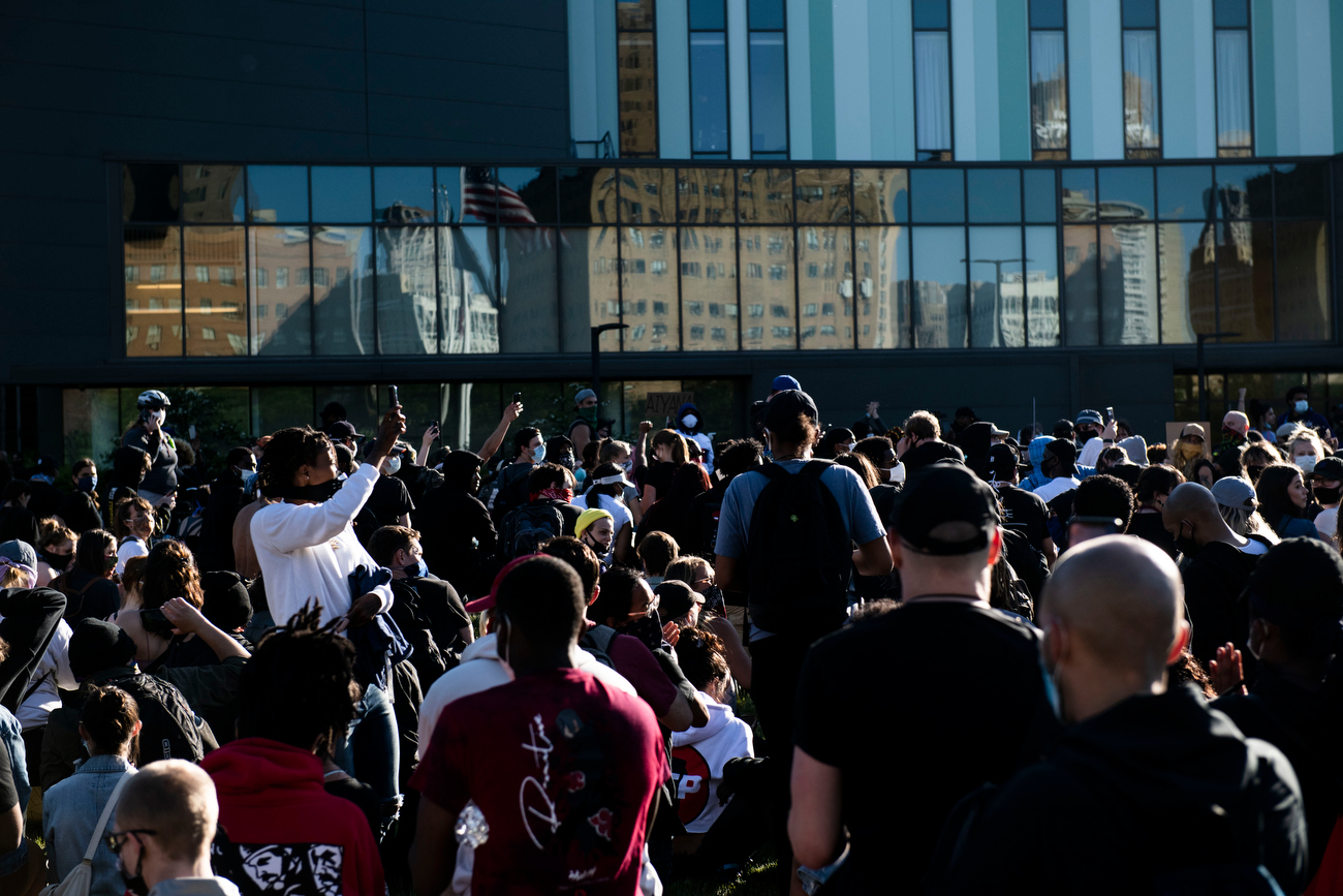 Protesters march through Detroit in third day of protesting police ...