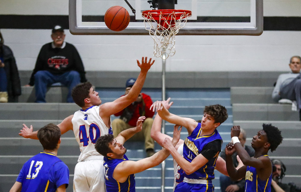 Wilson vs. Southern Lehigh in the Colonial League boys basketball final ...