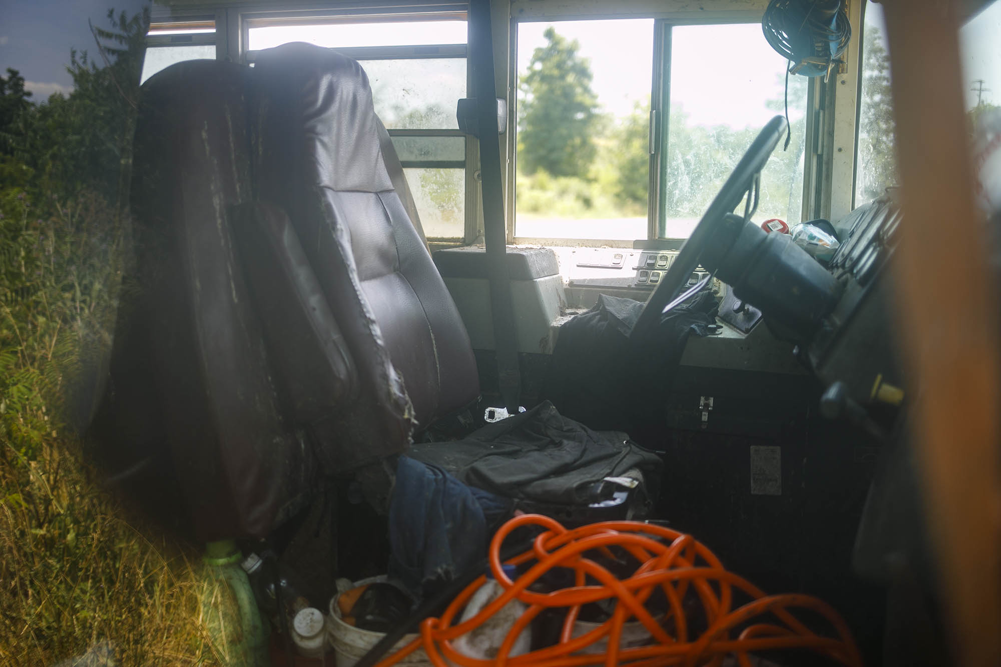 Animal filled school bus and makeshift trailer found in Adams County ...