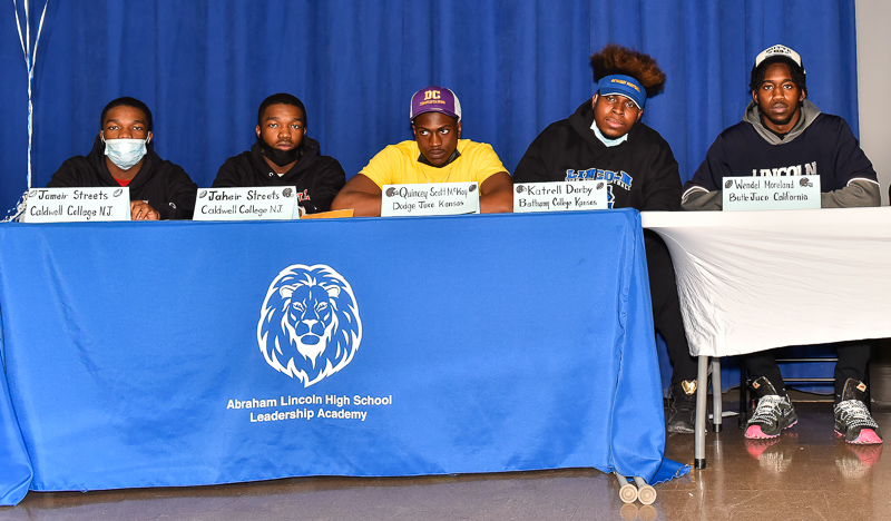 Football Signing Day 2022 - nj.com