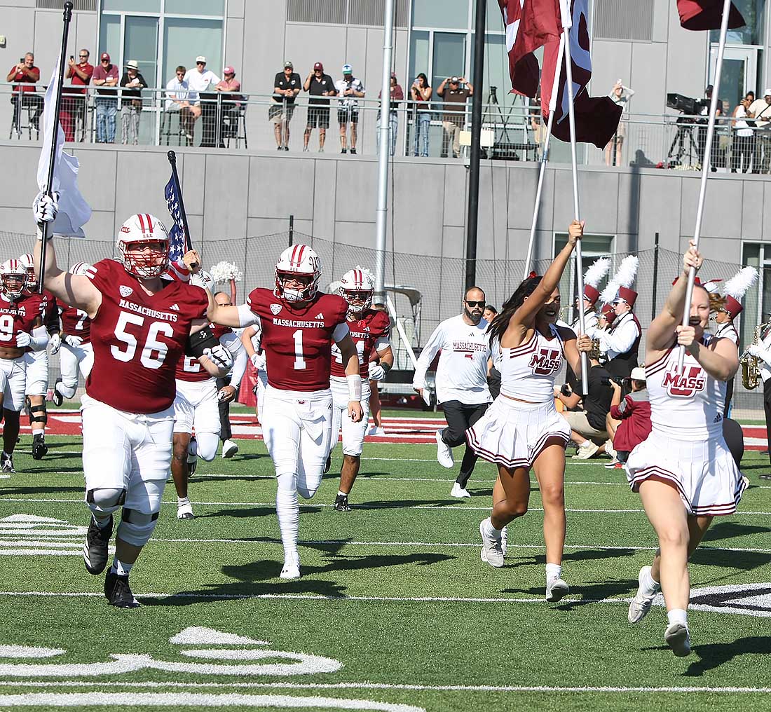 UMass Football vs Western Michigan 10/4/25 - masslive.com